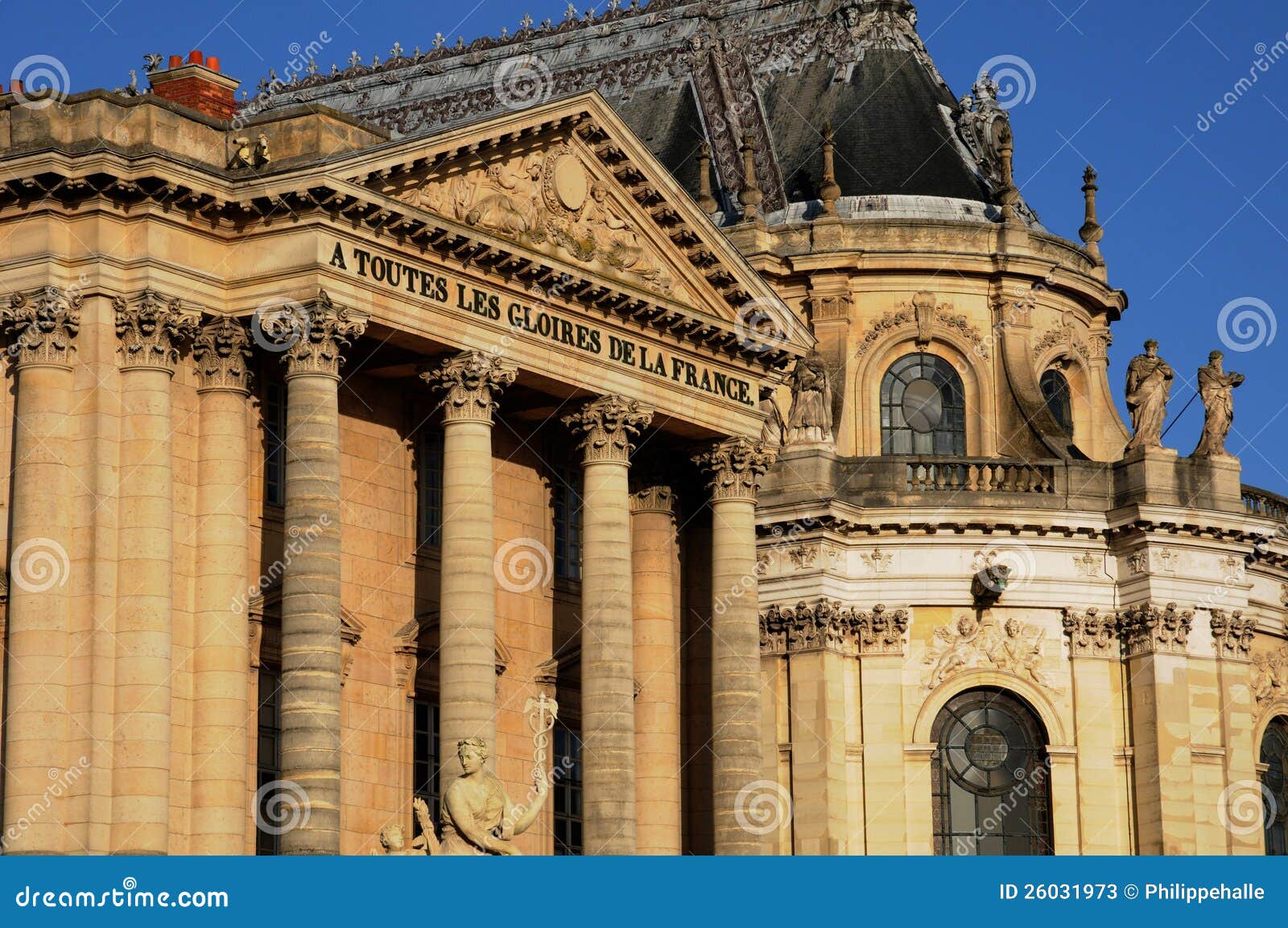 Fassade Des Versailles-Palastes Stockbild - Bild von gebäude, palast ...