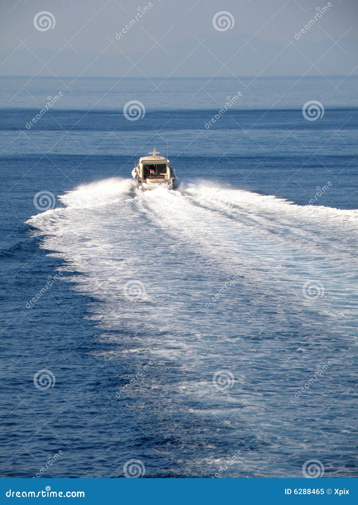 Fast Boat (gliser) Royalty-Free Stock Photo | CartoonDealer.com #6288465