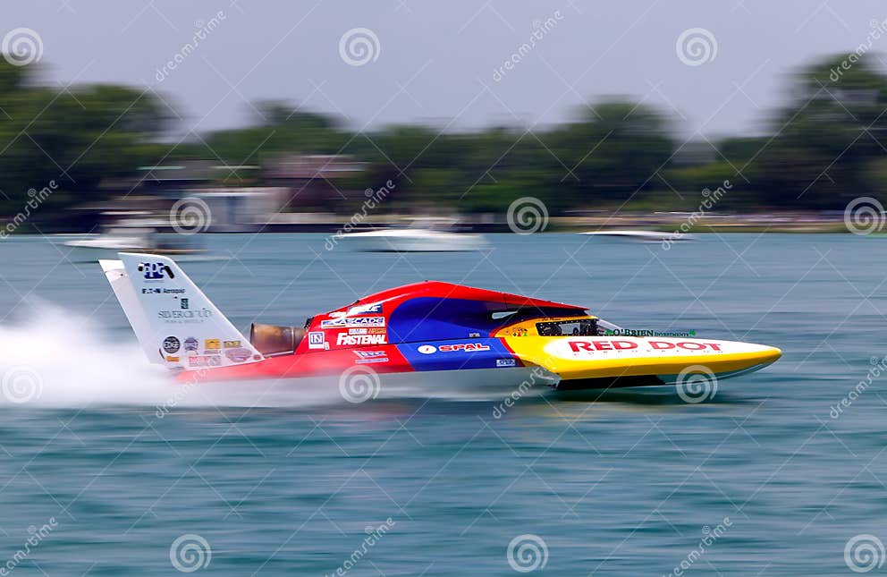 Fast Hydroplane editorial photography. Image of blue - 20275782