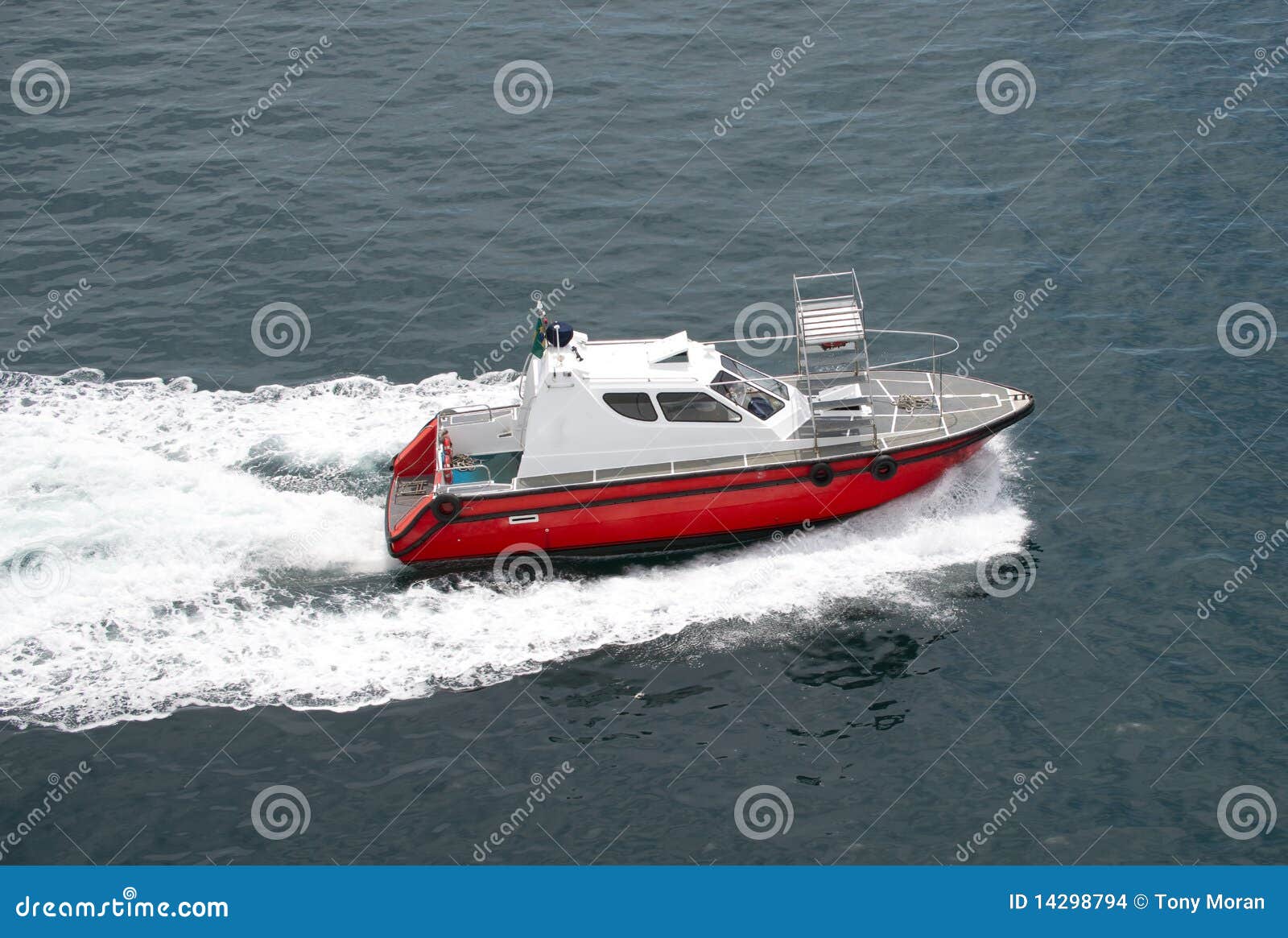 Fast pilot boat stock photo. Image of boat, salvador - 14298794