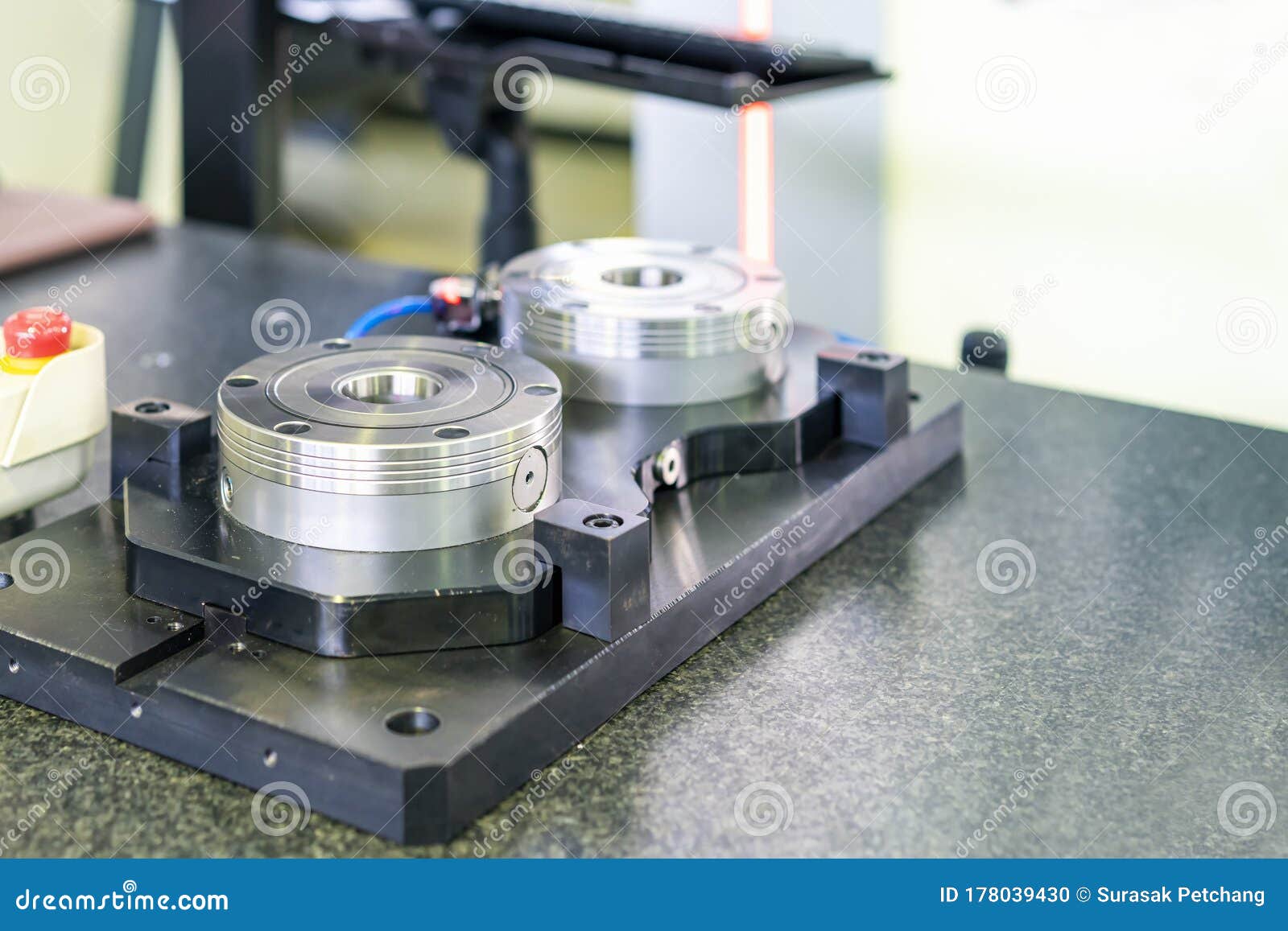 Fast or Quick Flexible Holder Clamp for Catch Product Workpiece for ...