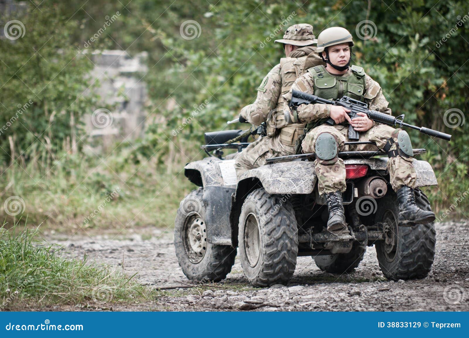 Fast response squad stock image. Image of iraq, combat - 38833129