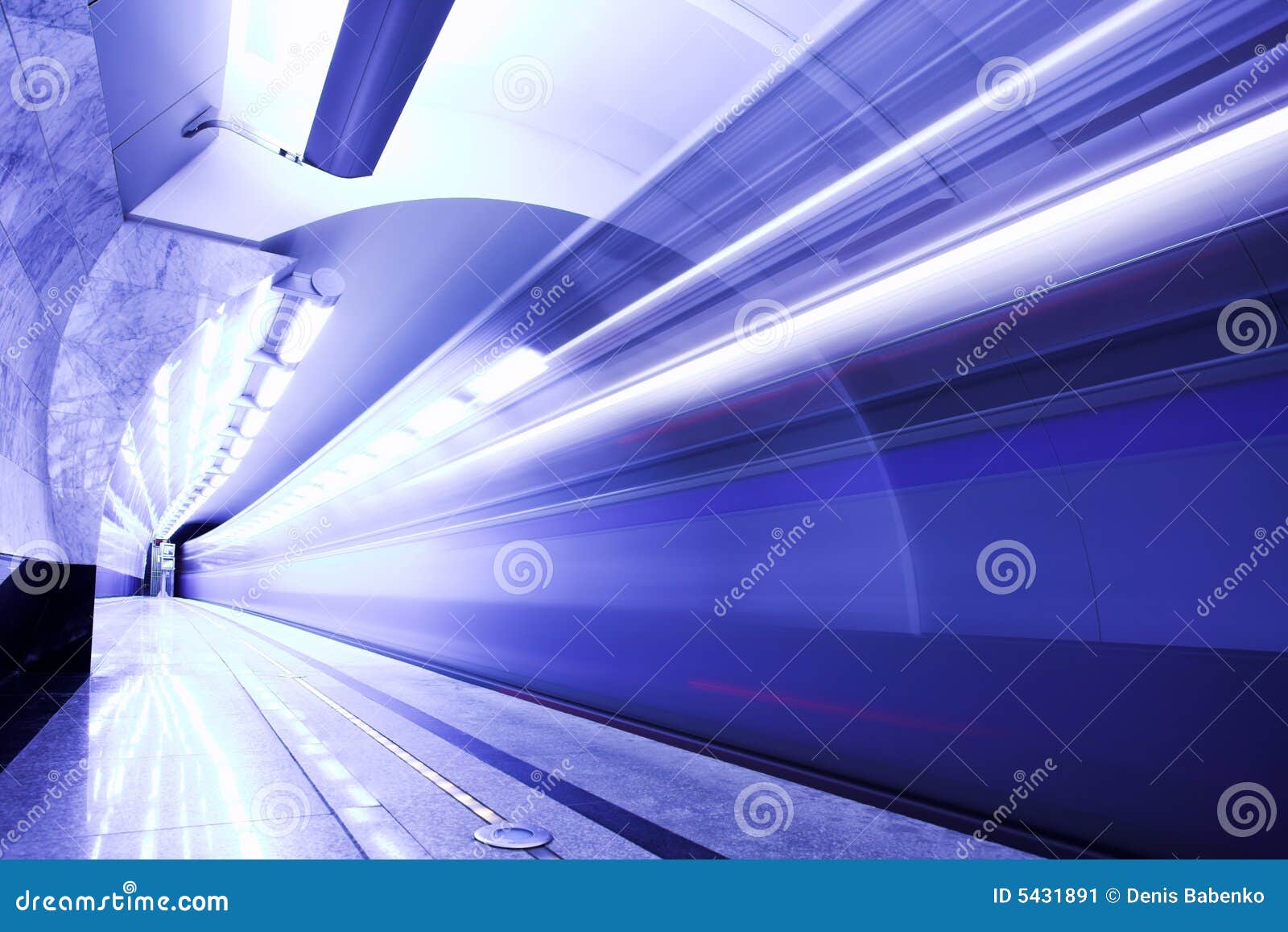 Fast train in subway stock image. Image of modern, motion - 5431891