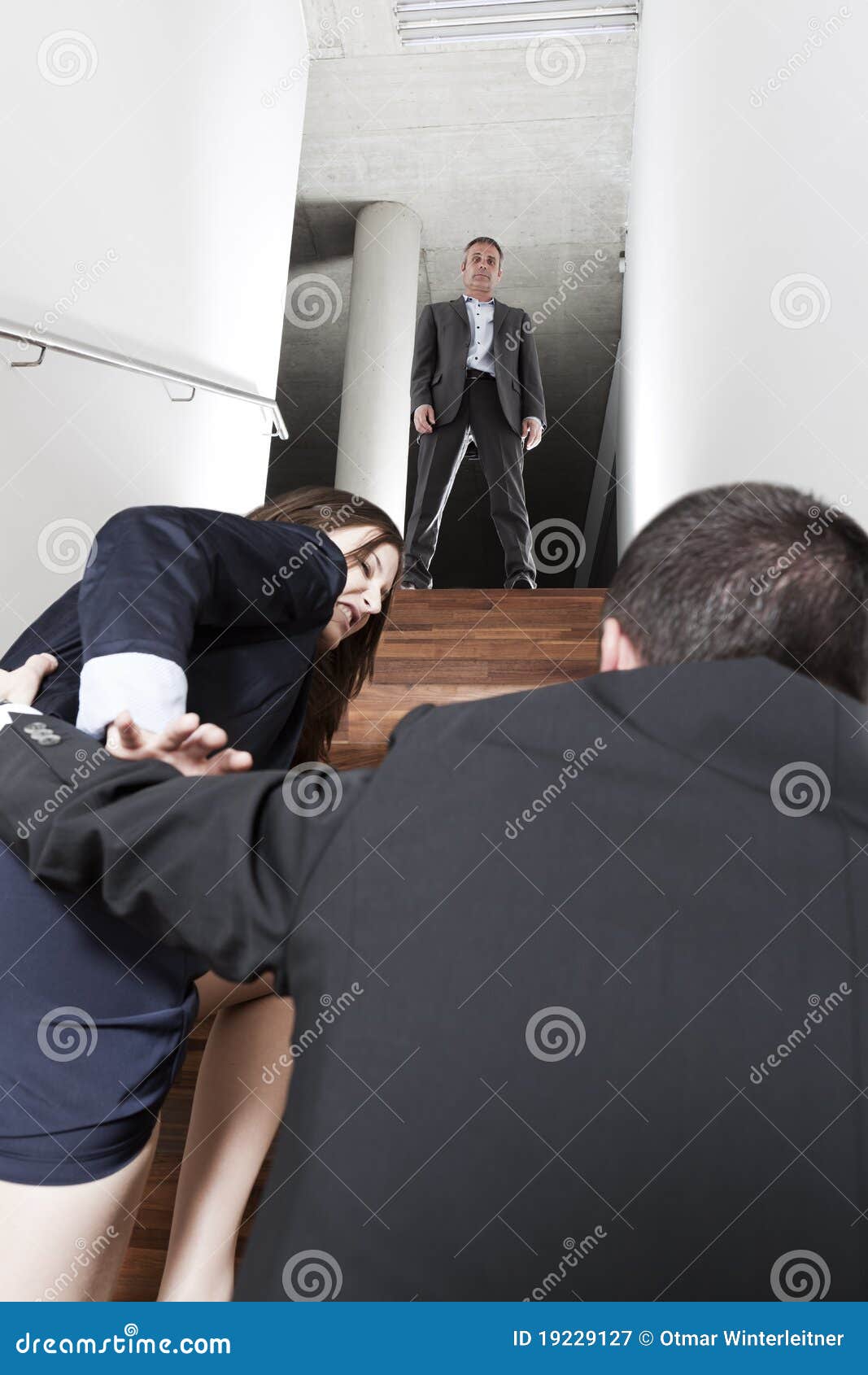 Fastidio sul lavoro. immagine stock. Immagine di combattimento - 19229127