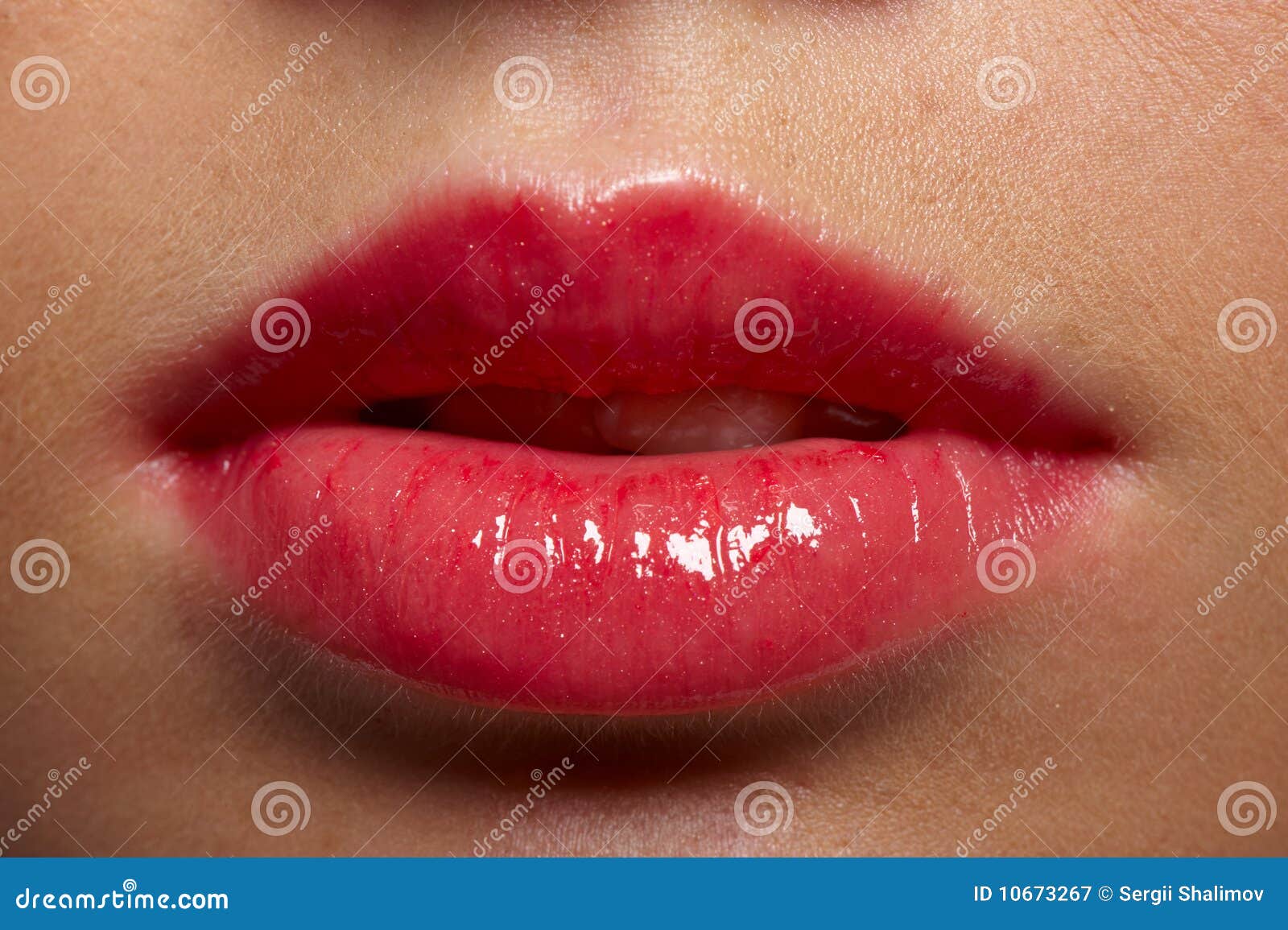Fat lips stock image. Image of sensuality, beauty, teeth - 10673267