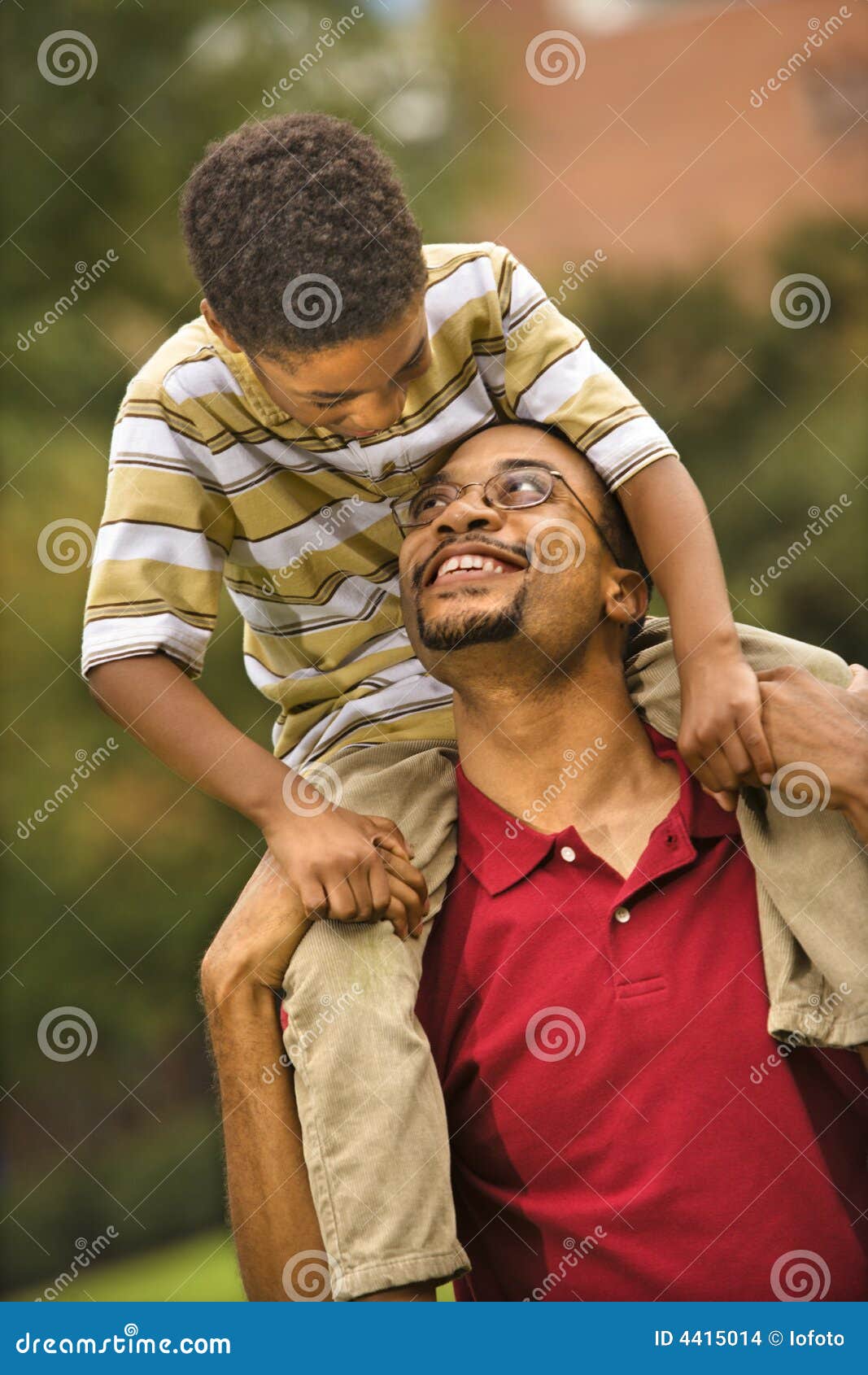Father carrying son stock photo. Image of recreation, parent - 4415014