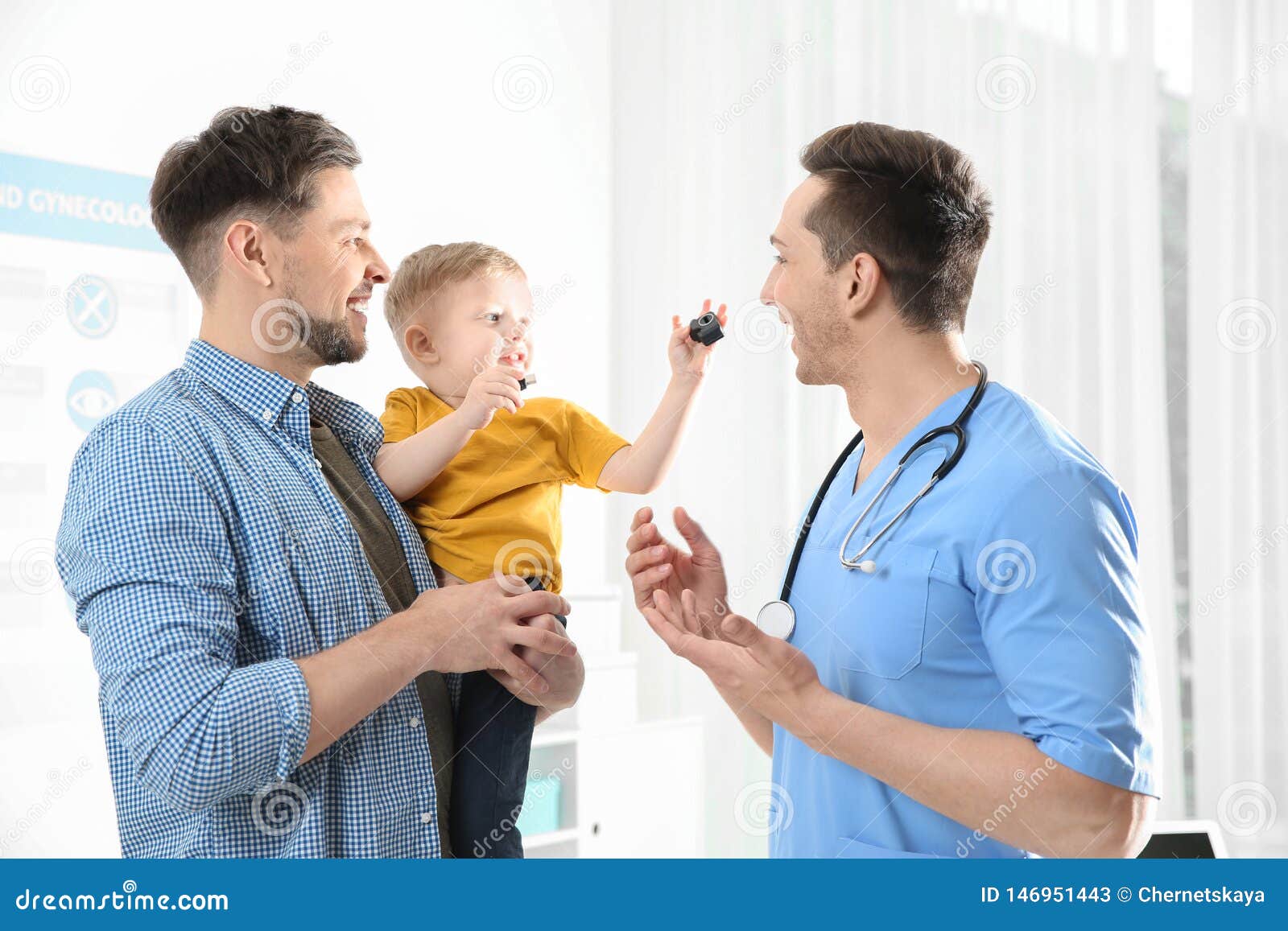 Father with Child Visiting Doctor Stock Image - Image of office, cute ...