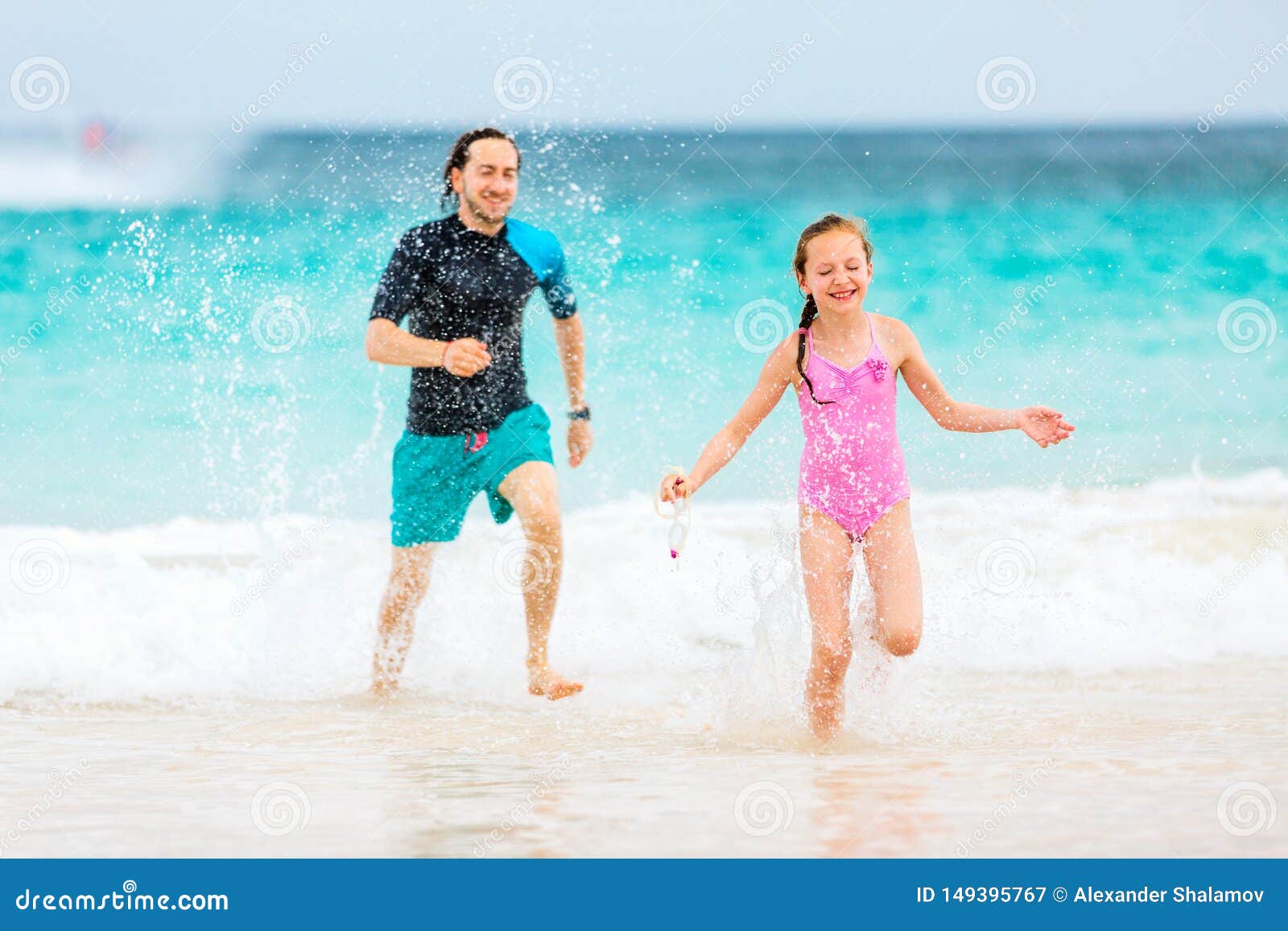 Father and Daughter at Beach Stock Image - Image of recreation, real ...