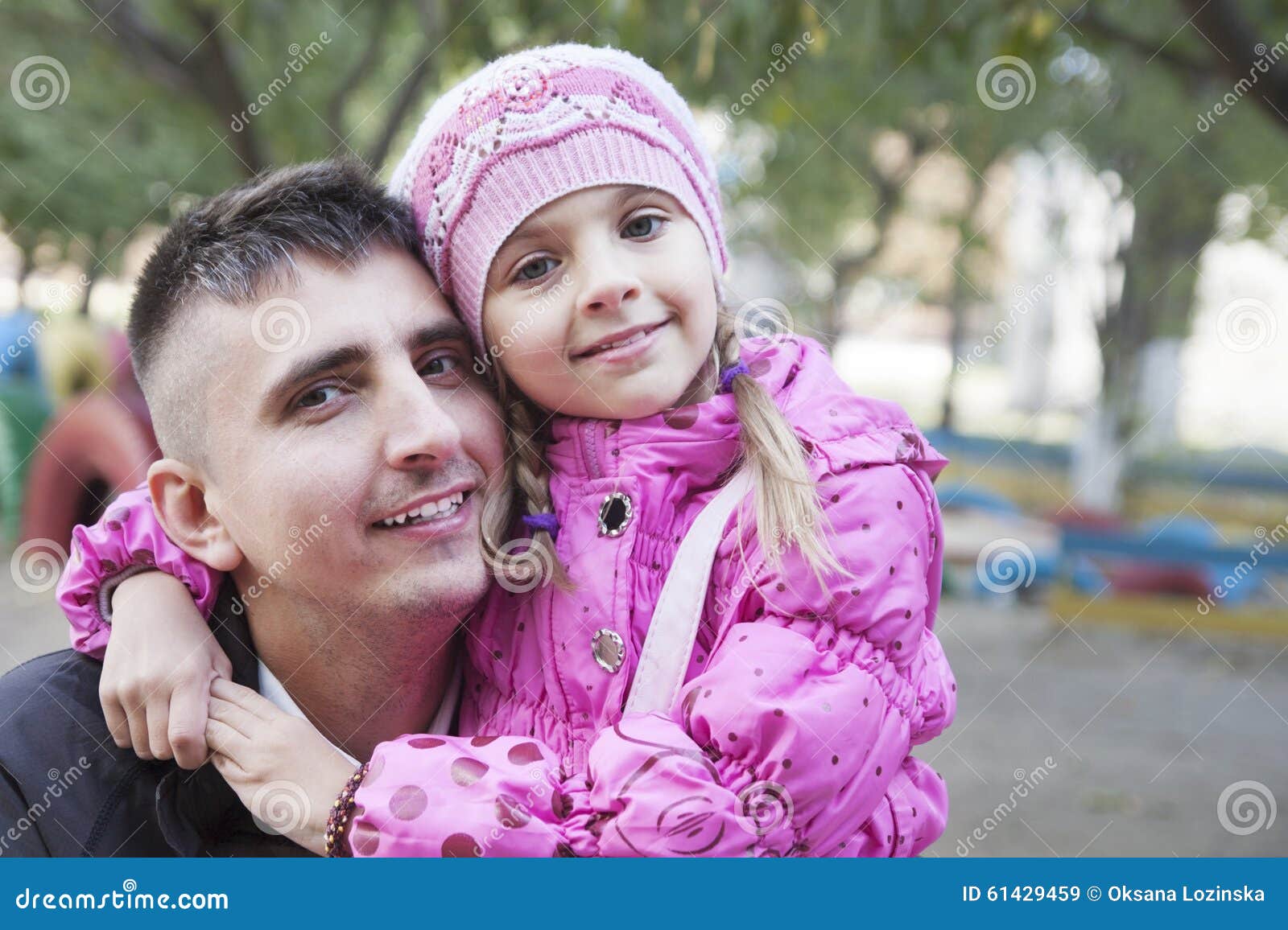 Father and Daughter Hugging Stock Image - Image of color, beauty: 61429459