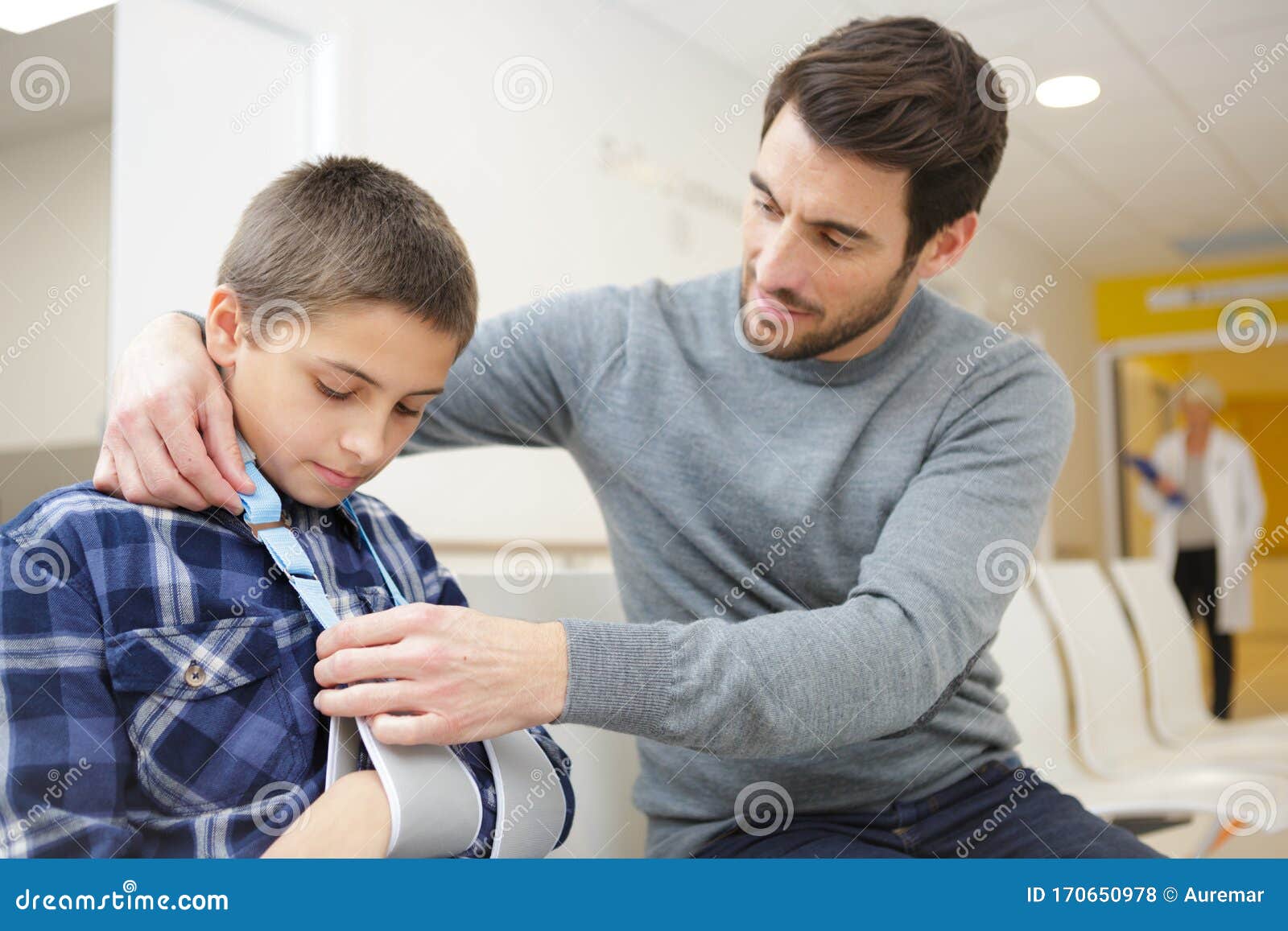 Father Holding Sick Son in Hospital Stock Photo - Image of pain ...