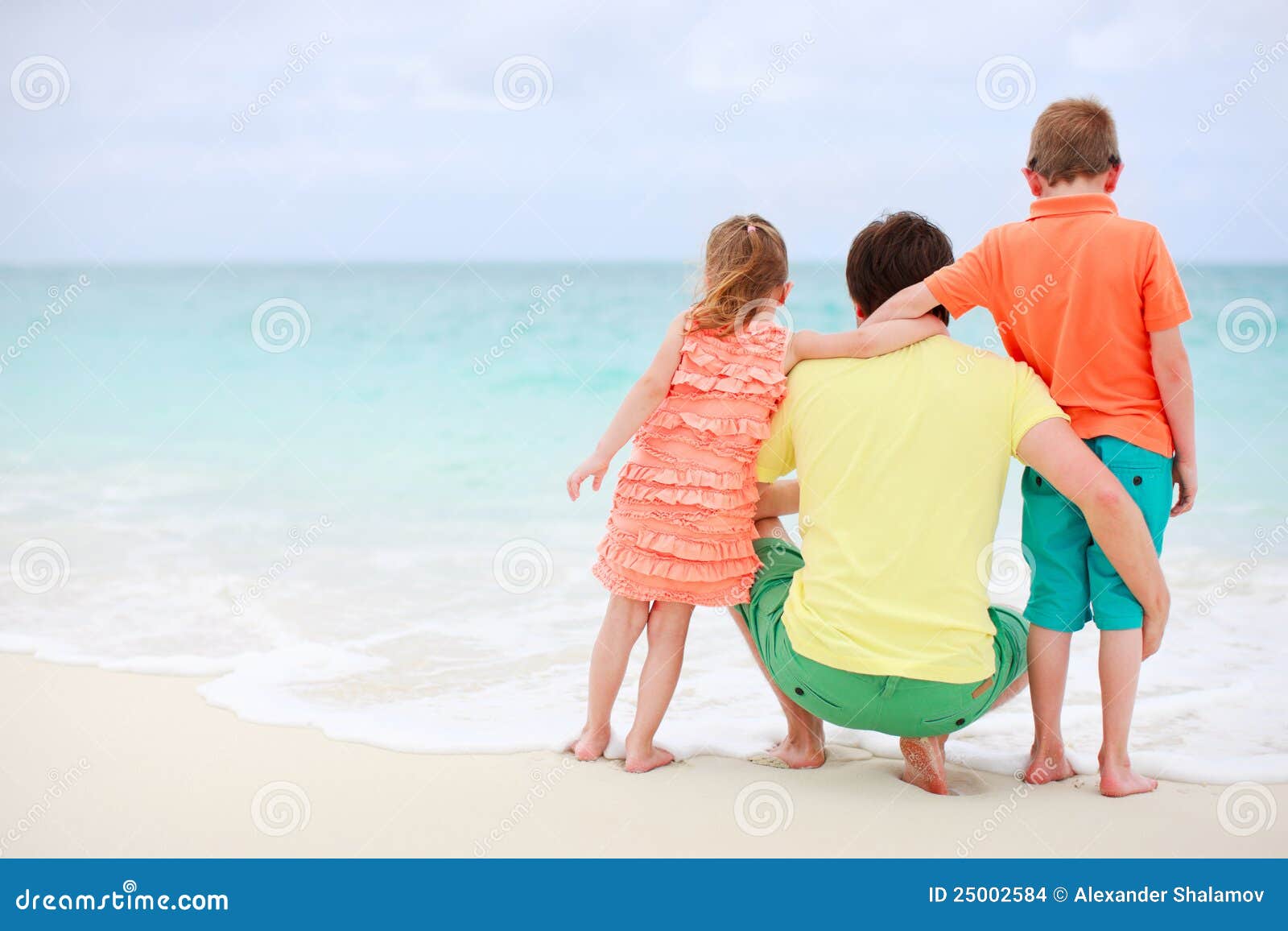 Father with kids at beach stock photo. Image of outdoor - 25002584