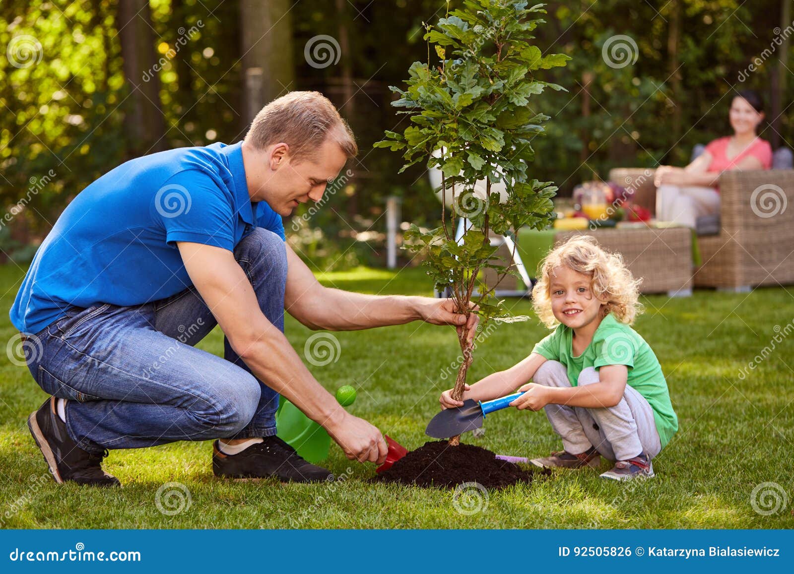 Father and Son Planting Tree Stock Photo - Image of nature, healthy ...