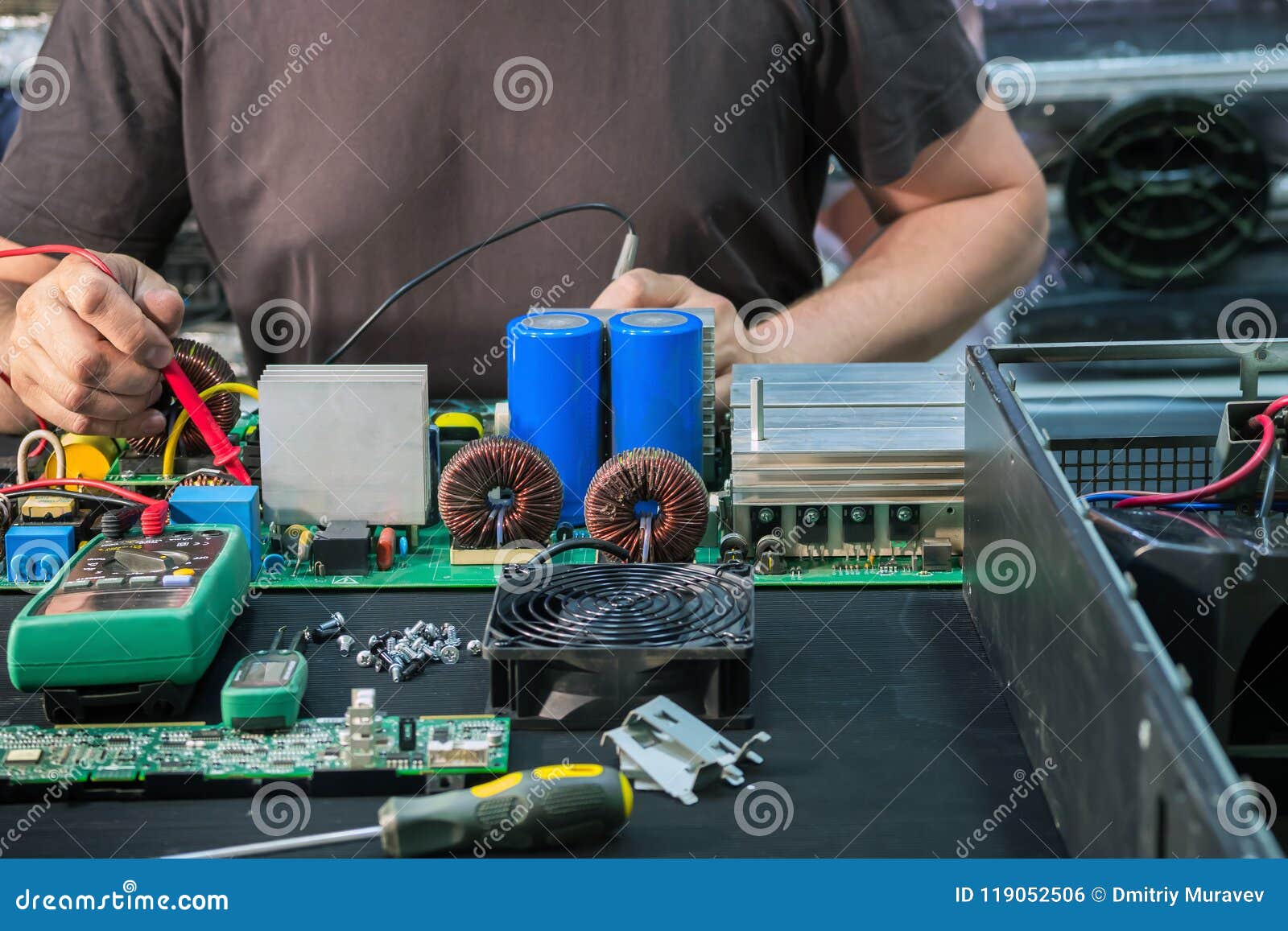 Fault Diagnosis and Repair of a Powerful Uninterruptible Power Supply ... Fault Diagnosis and Repair of a Powerful Uninterruptible Power Supply ...