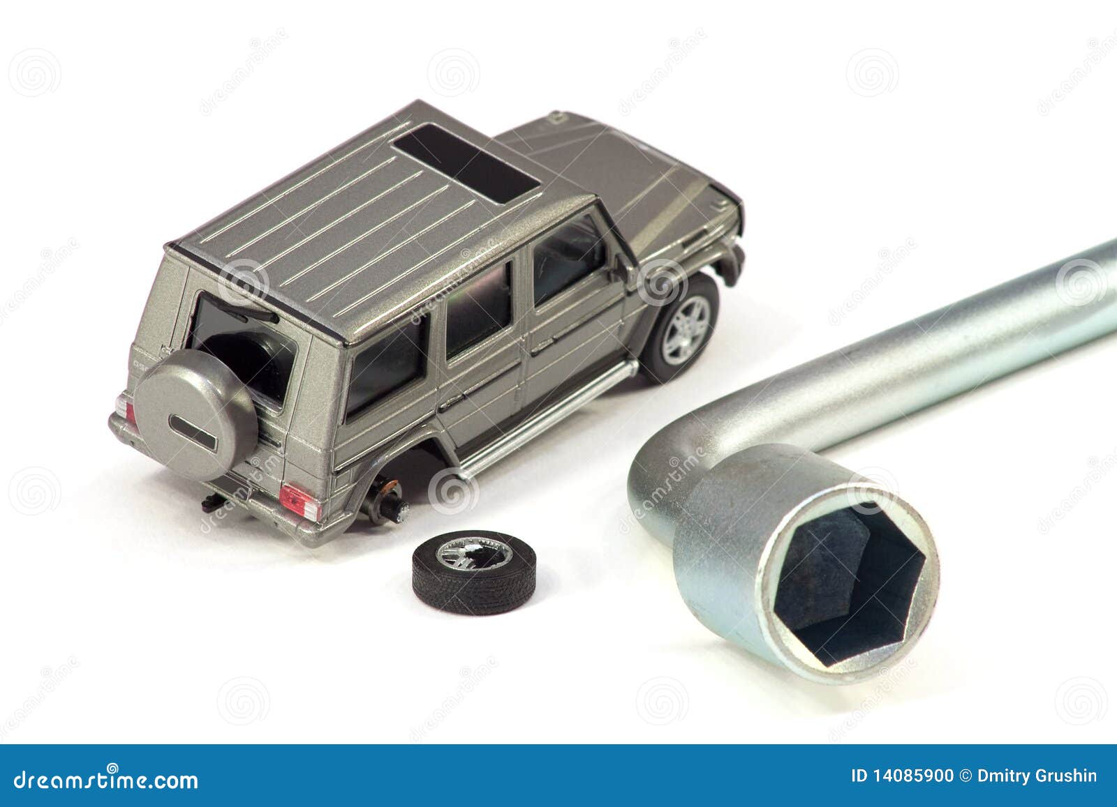 The faulty car stock photo. Image of malfunction, tool - 14085900