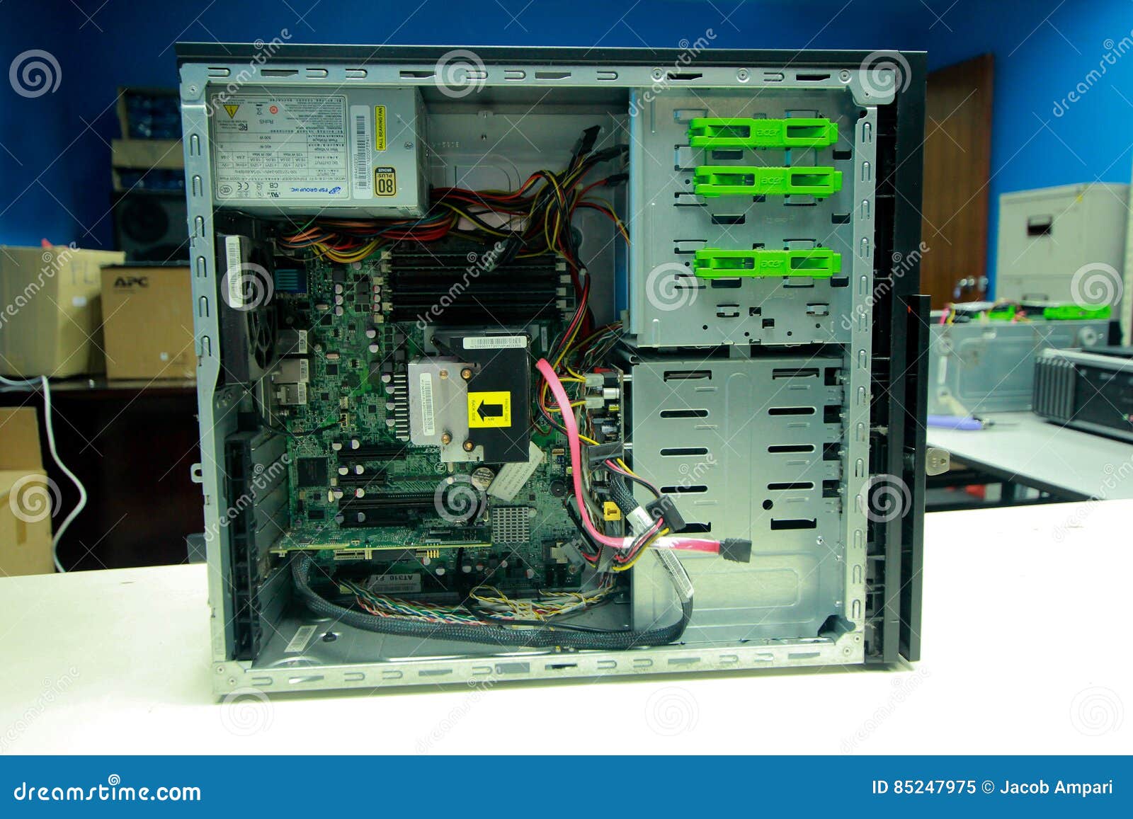 Faulty PC To Be Fix by Expert Editorial Image - Image of manual ...