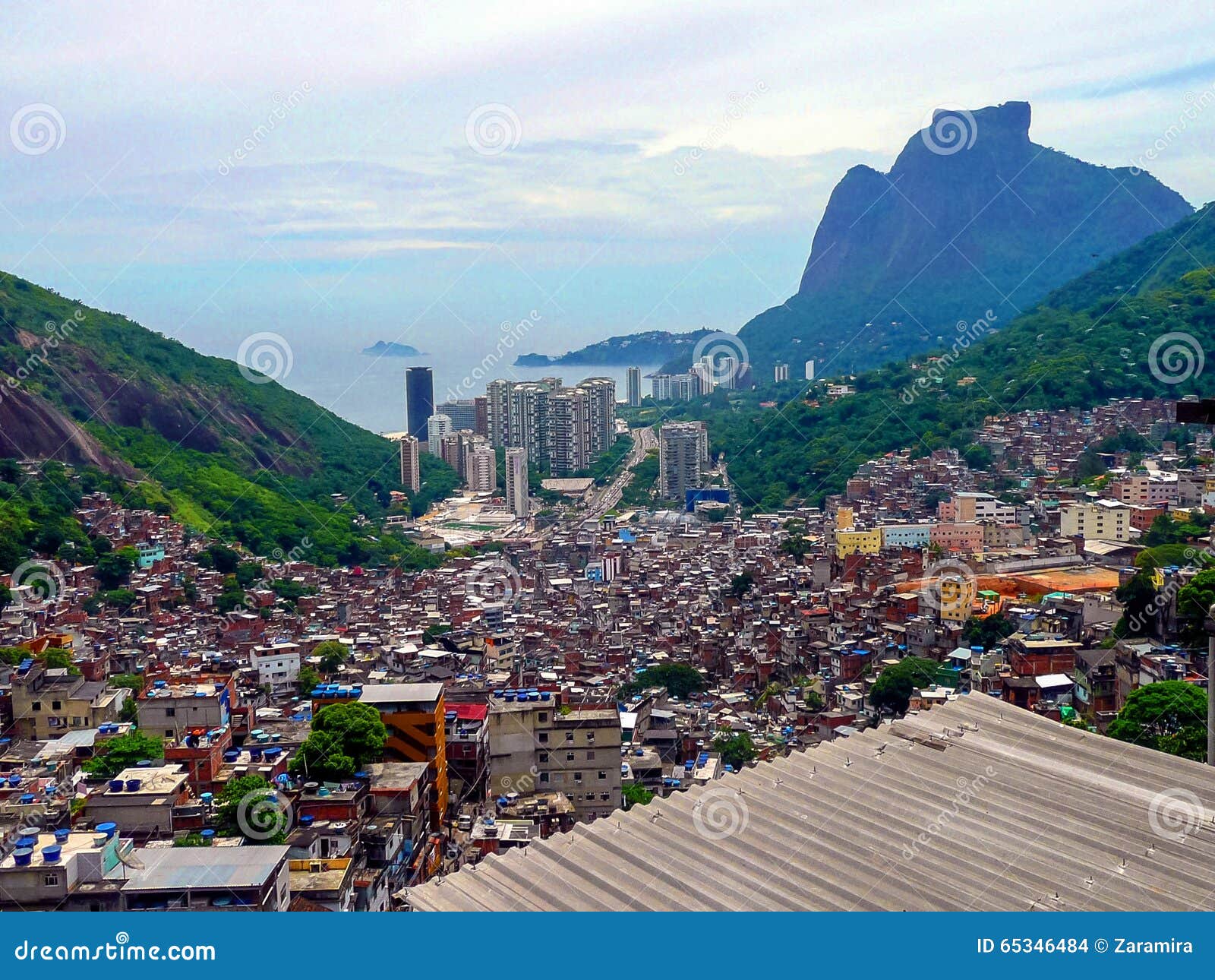 Favela editorial stock image. Image of favela, ghetto - 65346484