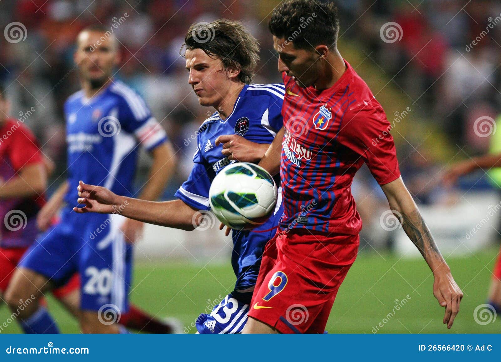 FC Steaua Bucharest - FC Ekranas Redaktionelles Bild - Bild von fahnen ...