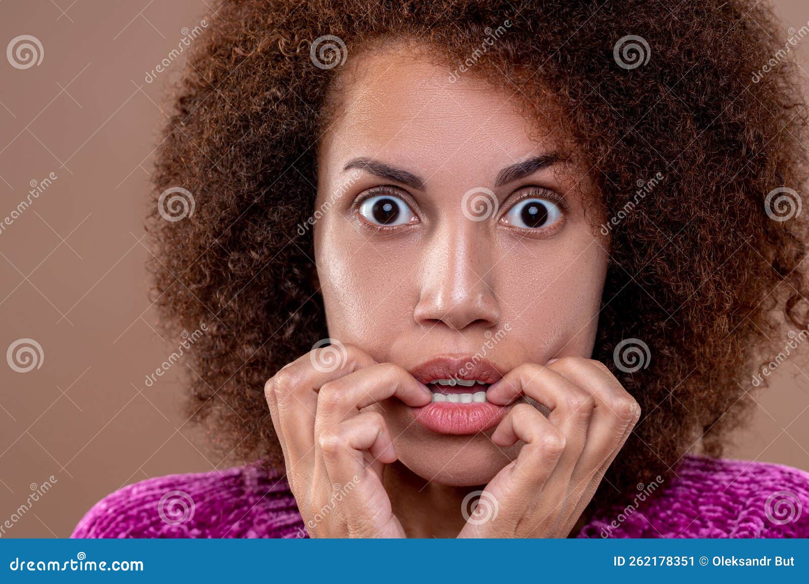 Dark-haired Young Woman Looking Frightened Stock Image - Image of ...