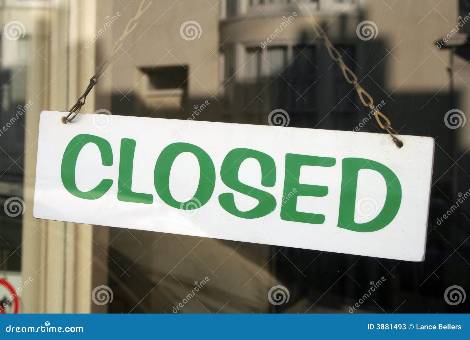 Fechado imagem de stock. Imagem de loja, fechado, verde - 3881493