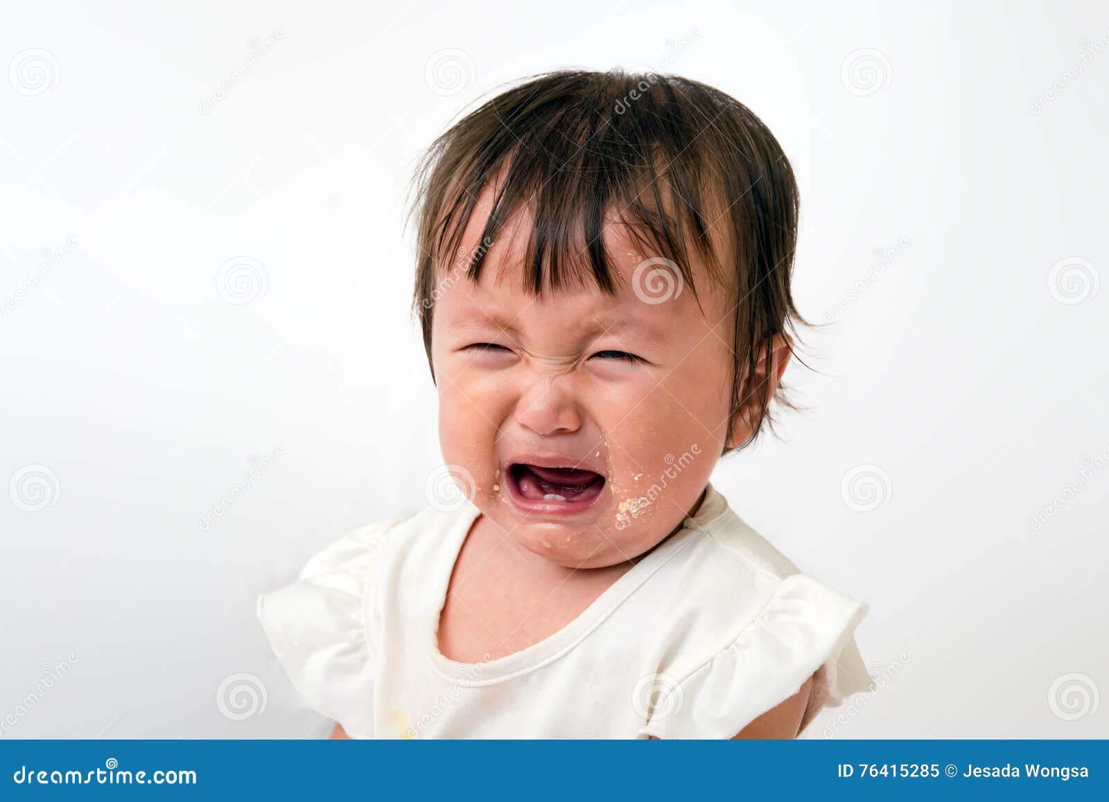 Feche Acima Do Grito Gritando Do Bebê Pequeno Imagem de Stock - Imagem ...