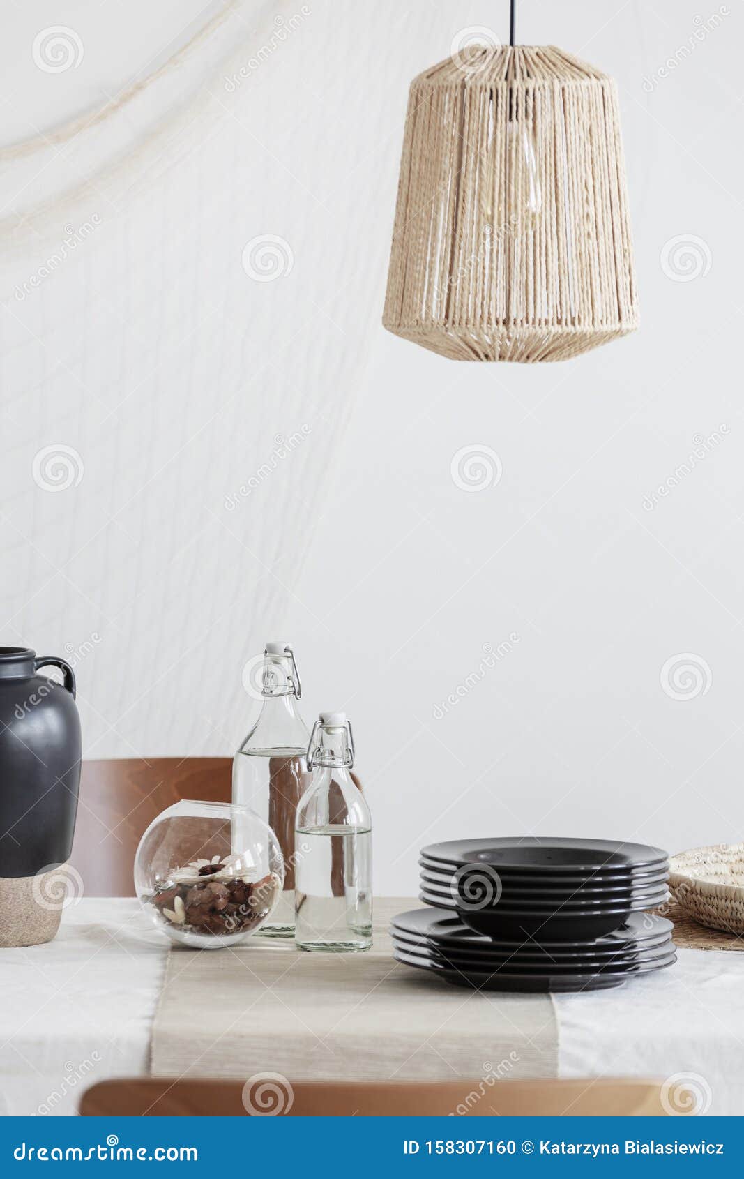 Fecho Da Luz Bege Projetada Acima Do Quadro Foto de Stock - Imagem de ...