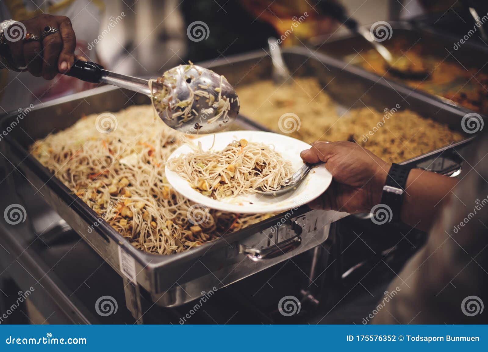 Feeding the Poor To Hands of a Beggar, Feeding Food for Beggar Poverty ...