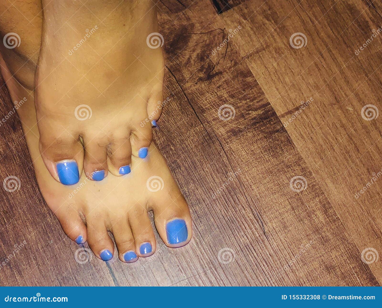Feet photo stock. Image of pieds, orteils, mignon, bleu - 155332308
