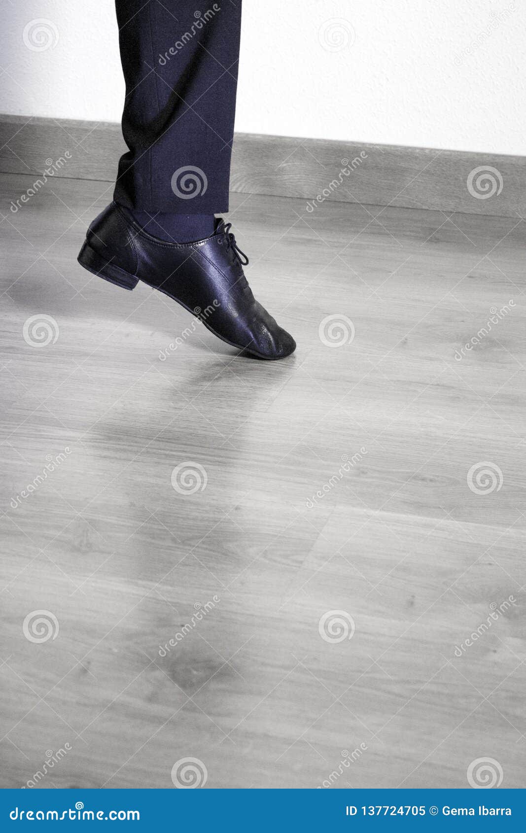 Feet dancer dancing salsa stock image. Image of legs - 137724705