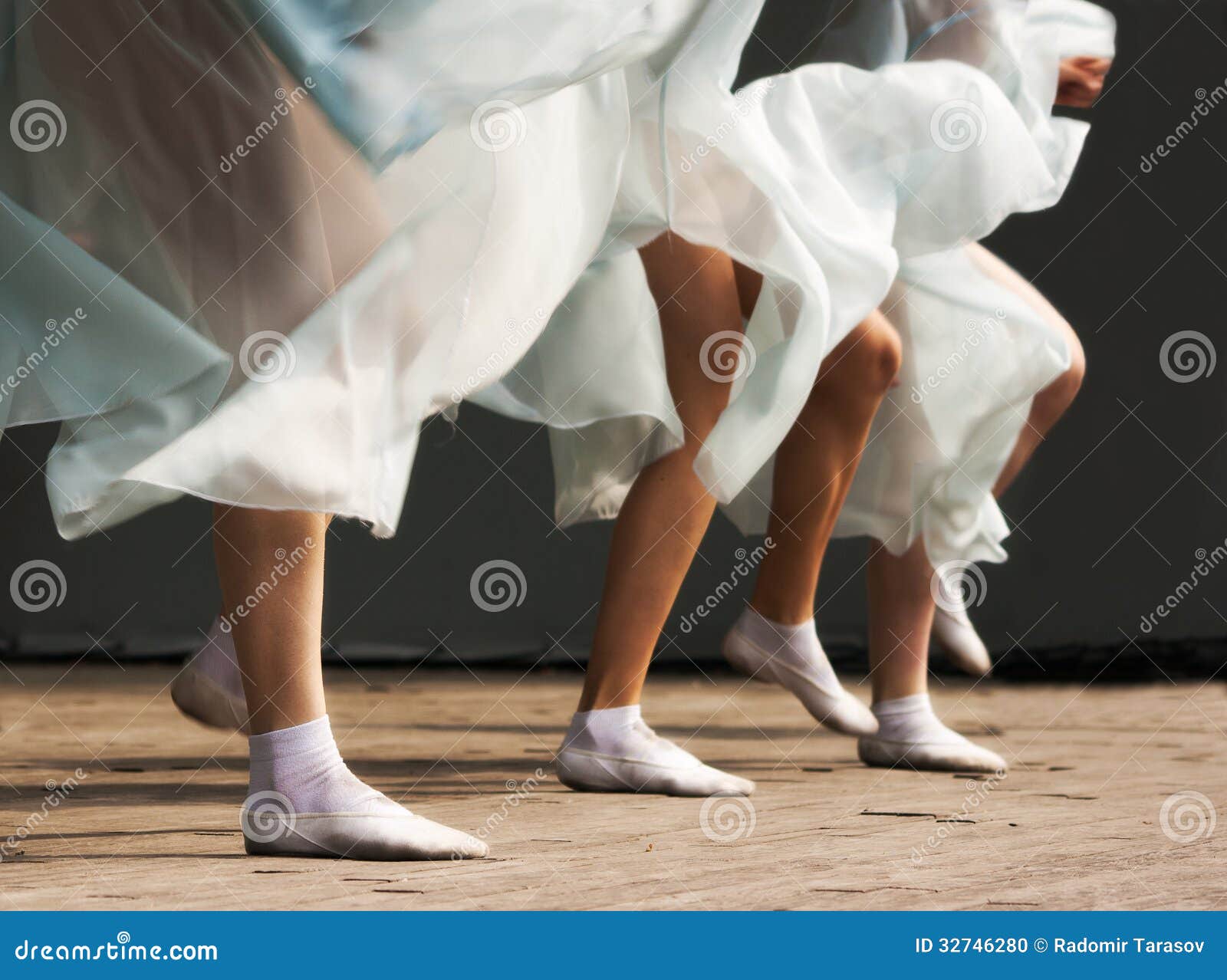 Feet dancing women stock photo. Image of foot, elegance - 32746280