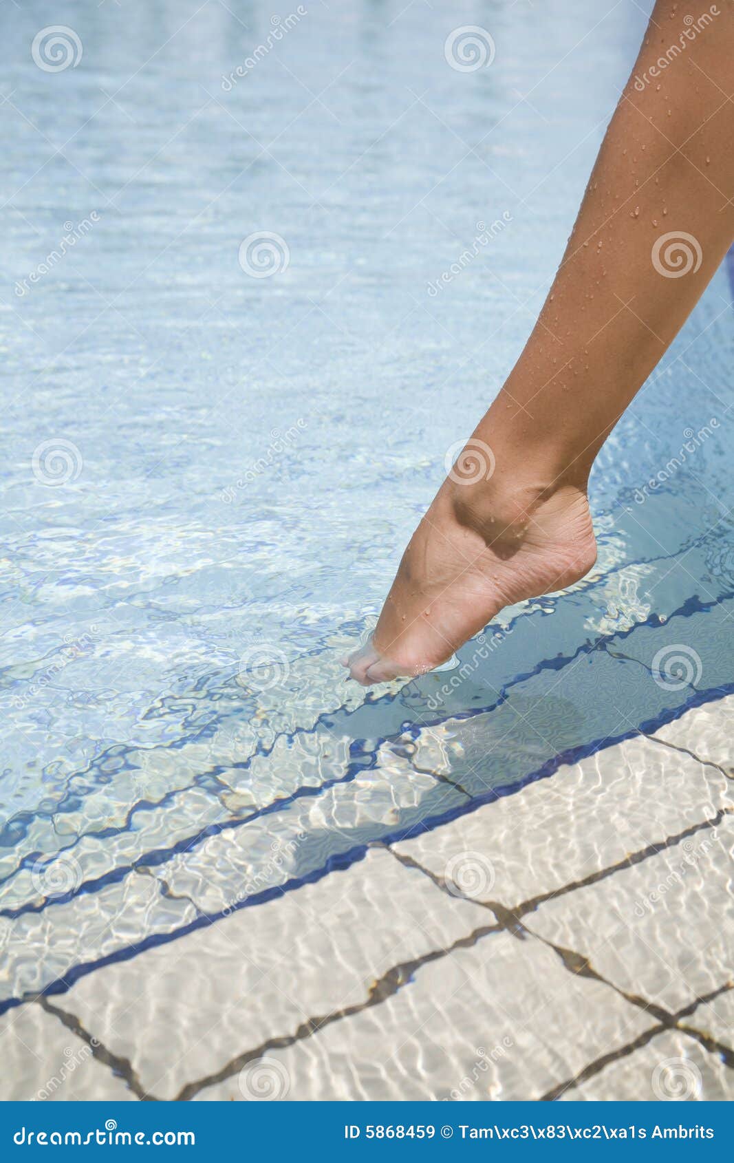 Feet Step into the Swimming Pool Stock Image - Image of step, feet: 5868459