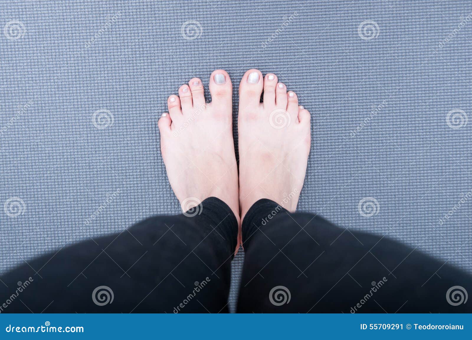 Feet on yoga mat stock image. Image of hard, background - 55709291