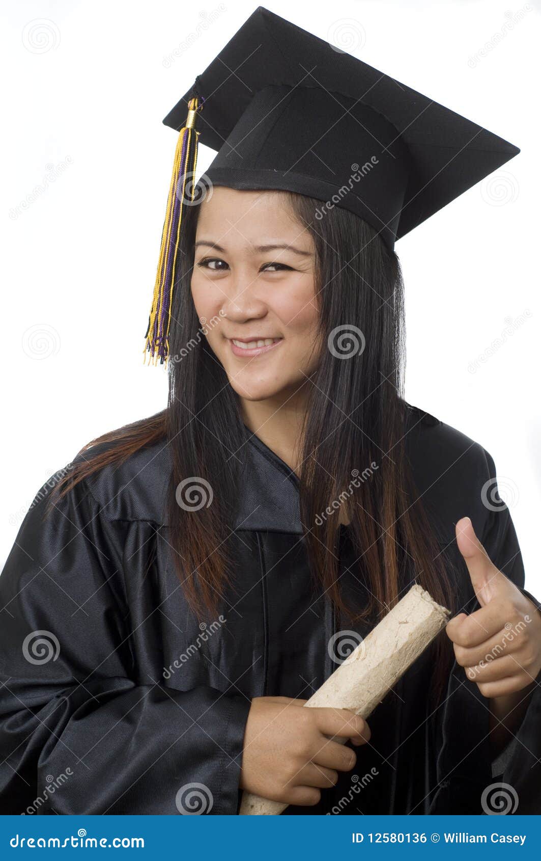 Feliz de graduar foto de archivo. Imagen de muchacha - 12580136