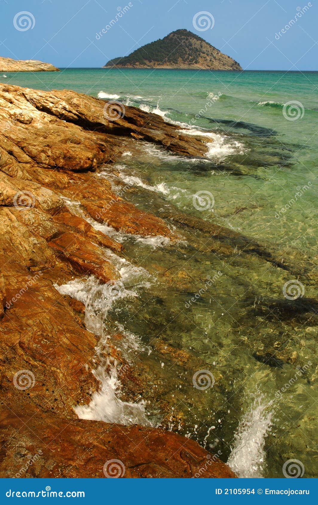 Felsiger Strand in Der Thassos Insel, Griechenland Stockfoto - Bild von ...
