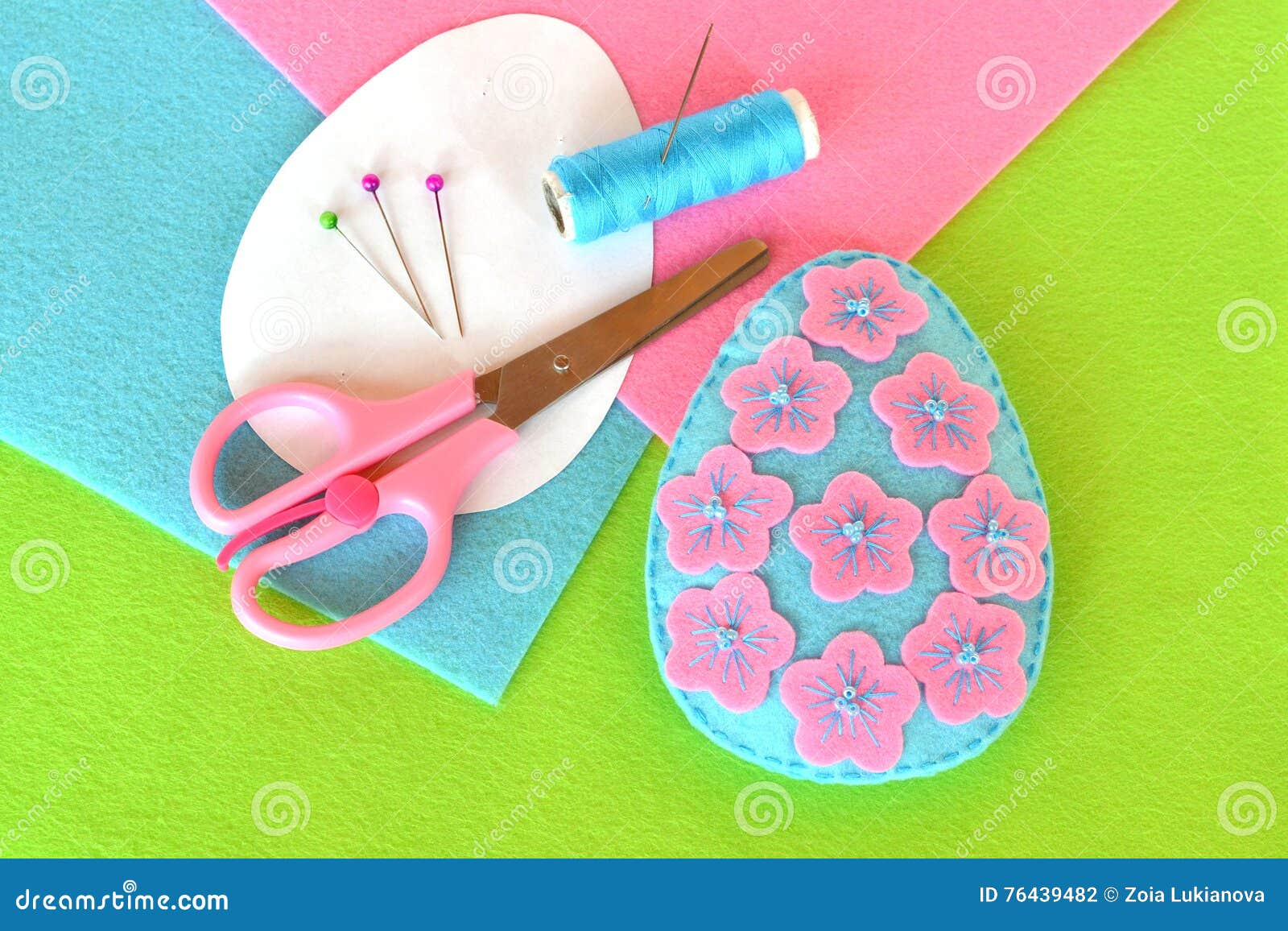 Felt Easter Egg with Flowers. Scissors, Thread, Needle, Pins, Paper ...