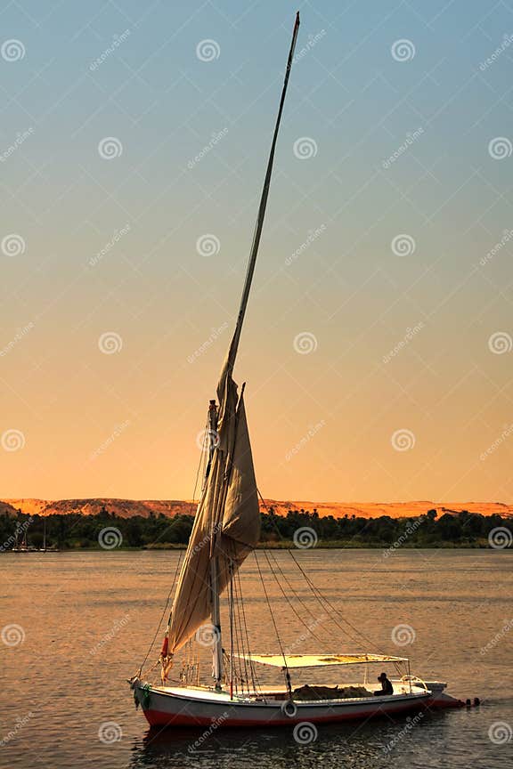 Felucca boat stock image. Image of holidays, palms, landscape - 16303889
