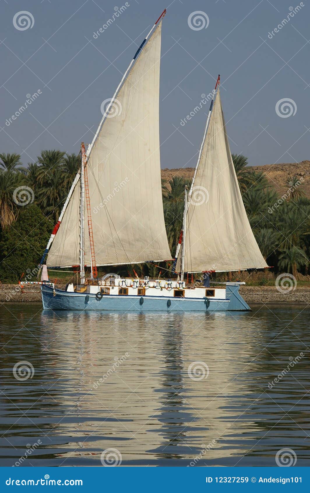 Felucca sul Nilo immagine stock. Immagine di sailboat - 12327259
