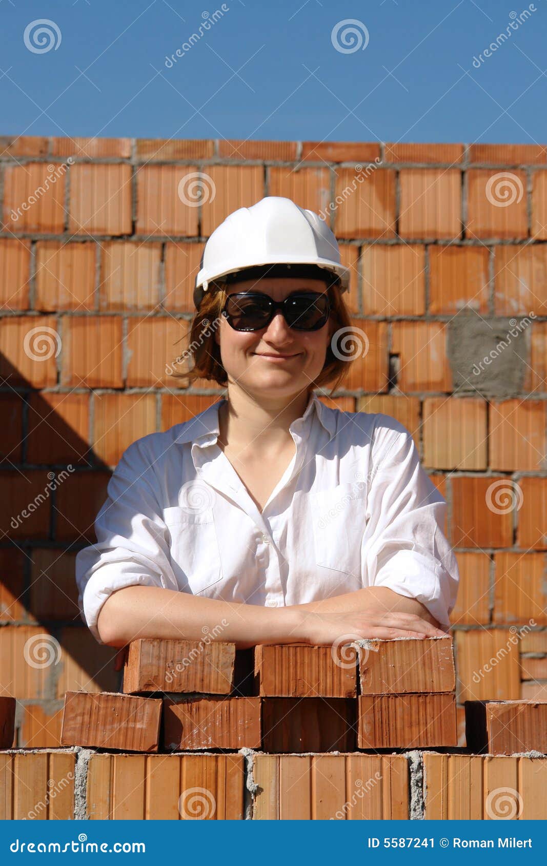 Female builder stock image. Image of brick, plan, housing - 5587241