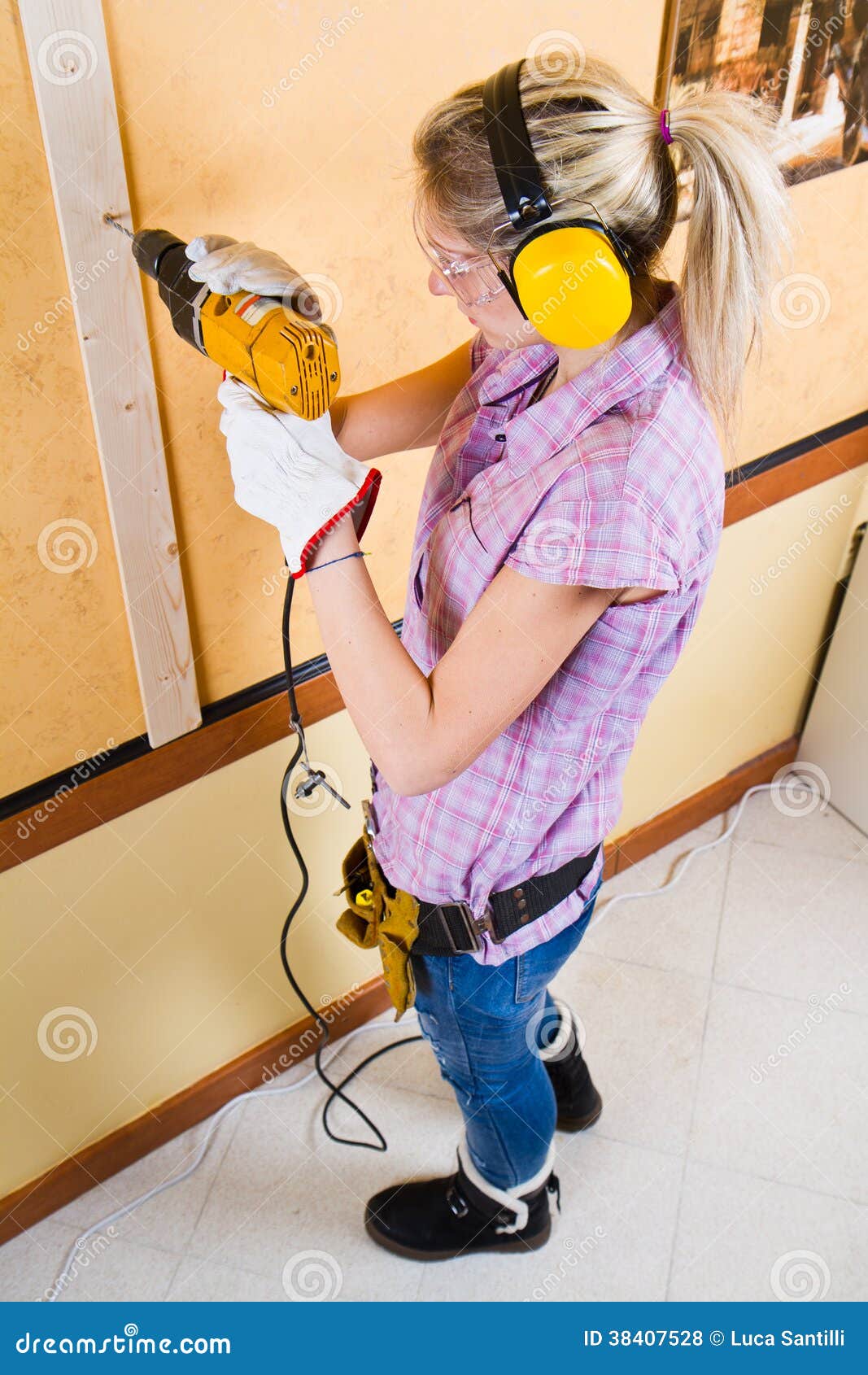 Female carpenter stock photo. Image of repair, occupation - 38407528
