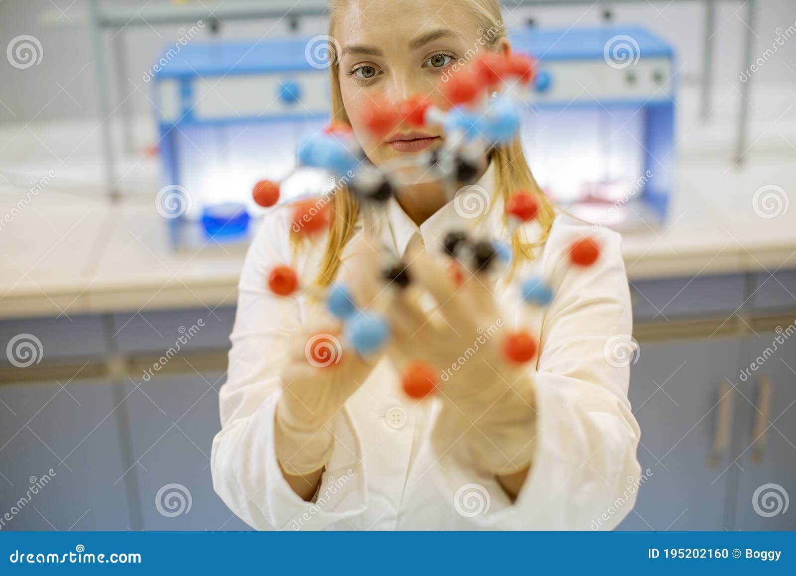 Female Chemist Hold Molecular Model in the Lab Stock Photo - Image of ...
