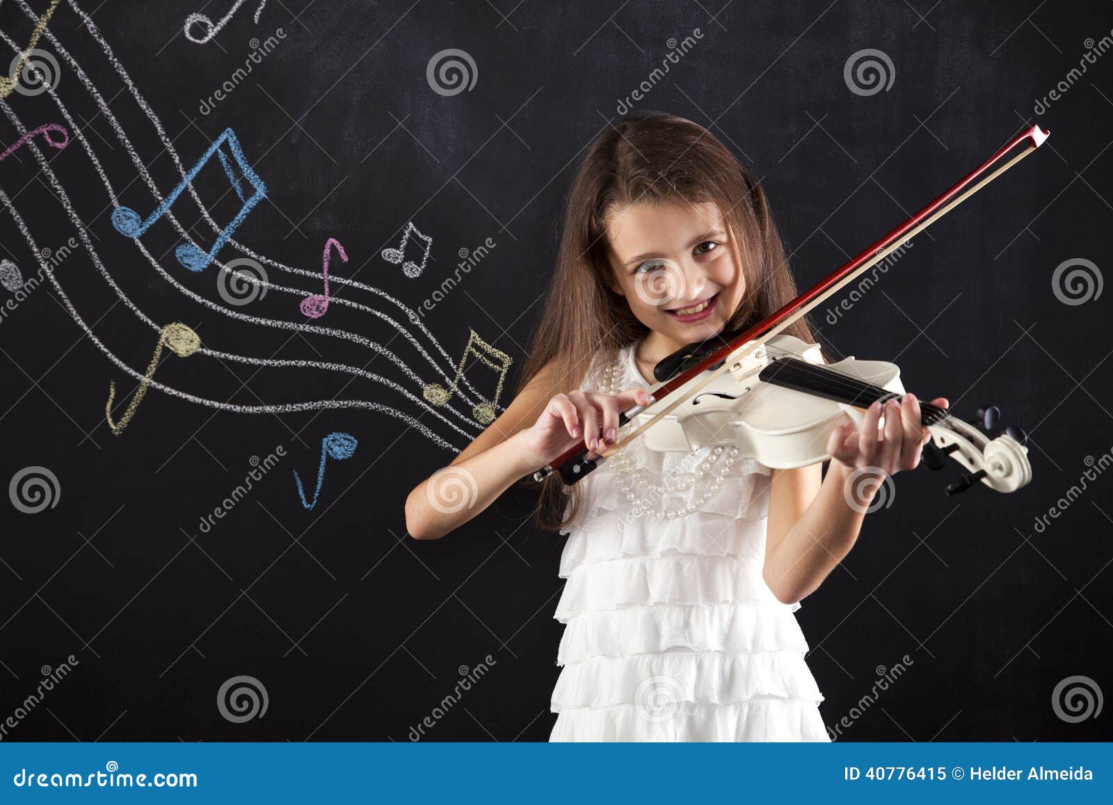 Female Child Playing the Violin Stock Image - Image of girl, musical ...
