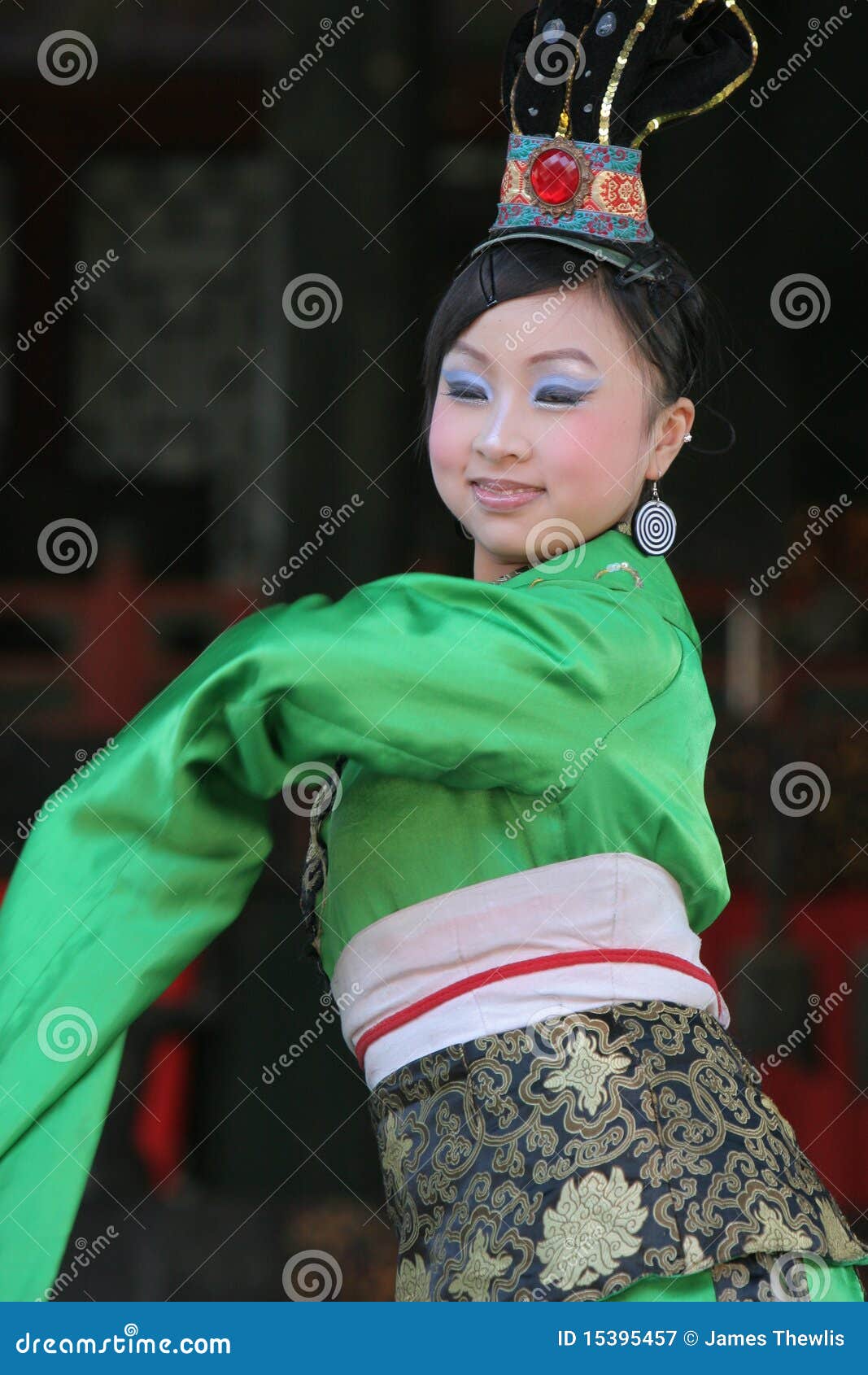 Female chinese dancer editorial photography. Image of female - 15395457