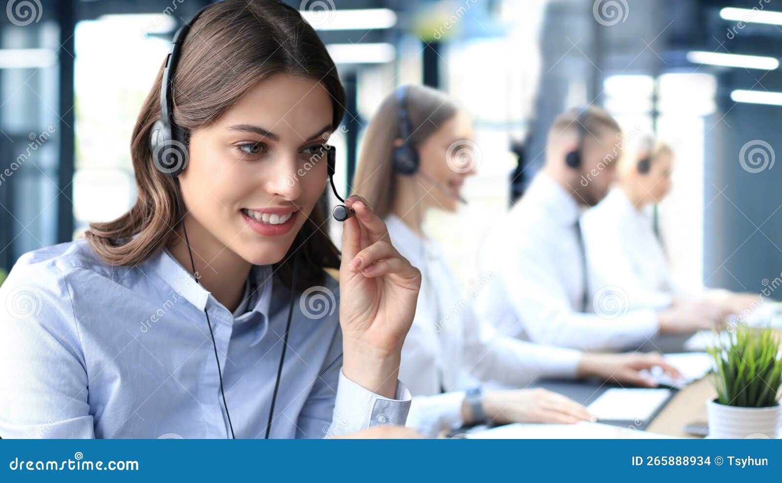 Female Customer Support Operator with Headset and Smiling, with ...