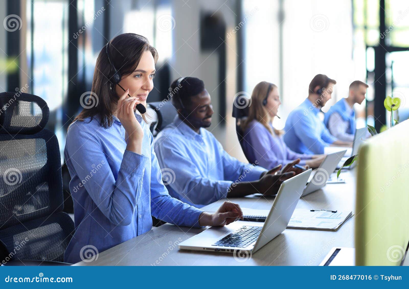 Female Customer Support Operator with Headset and Smiling, with ...