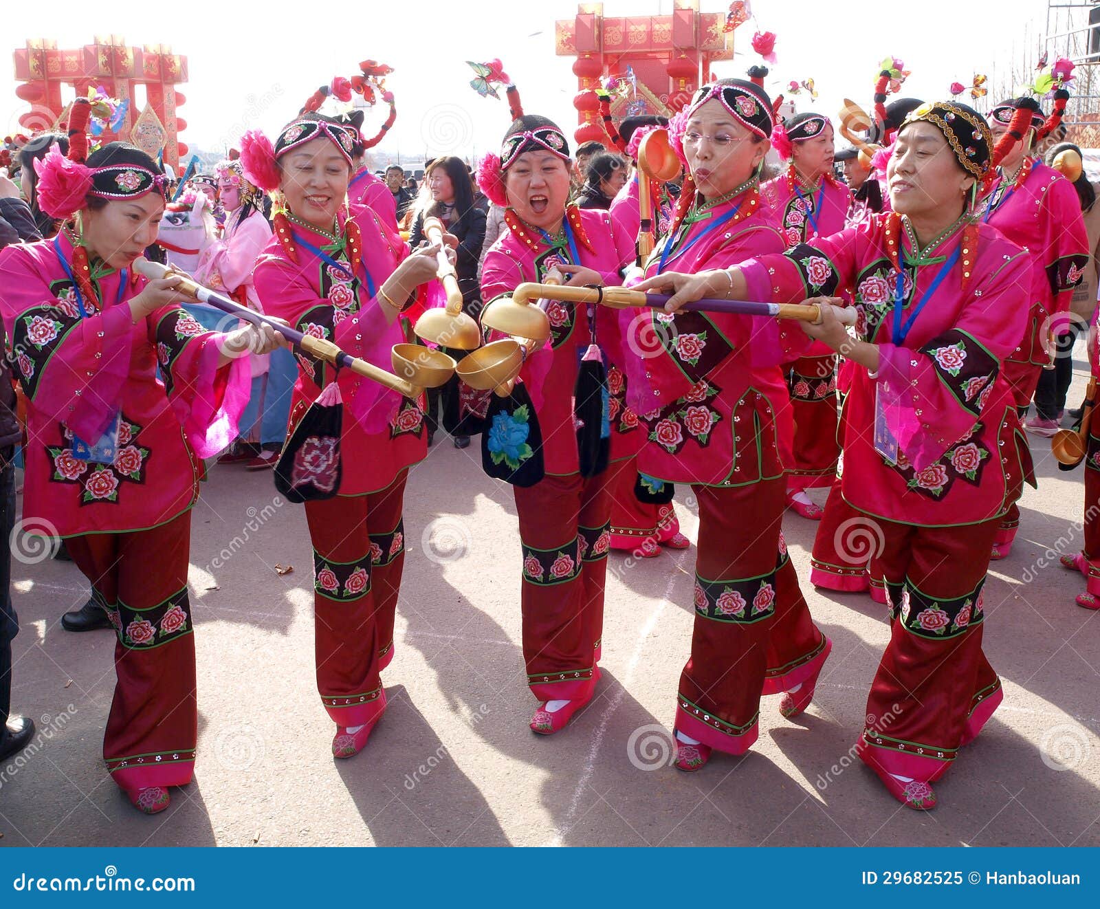 Female Dance Artists in the Street Editorial Image - Image of artist ...