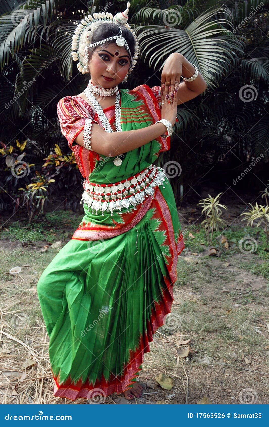 Female dancer from India editorial photo. Image of india - 17563526