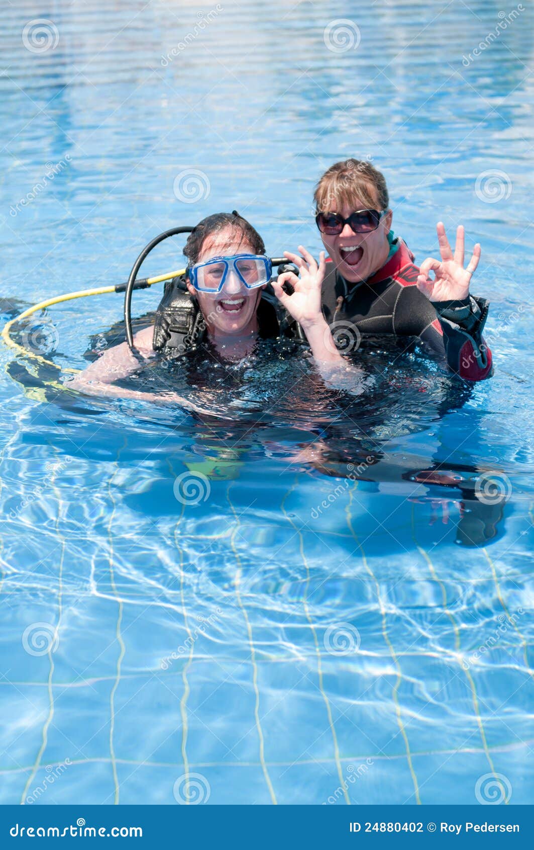 Female divers stock photo. Image of tank, water, teaching - 24880402