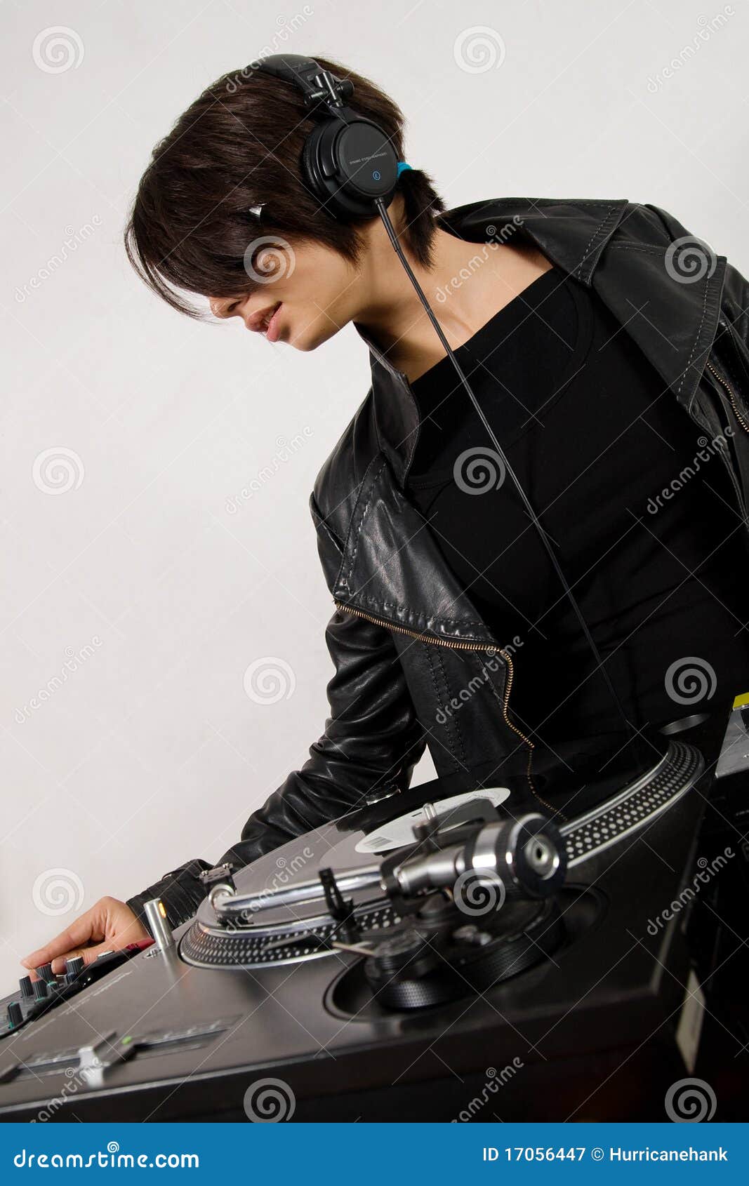 Female DJ At The Turntables Picture. Image: 17056447