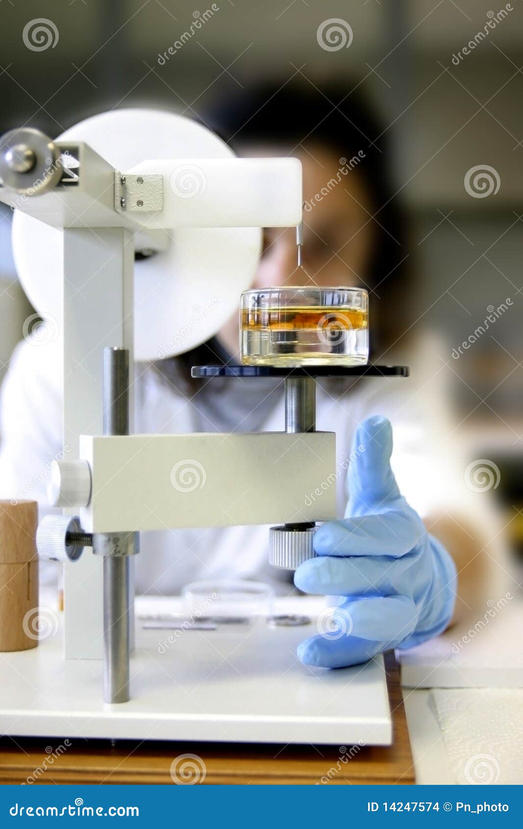 Female Doctor in Laboratory Stock Photo - Image of hospital, chemist ...