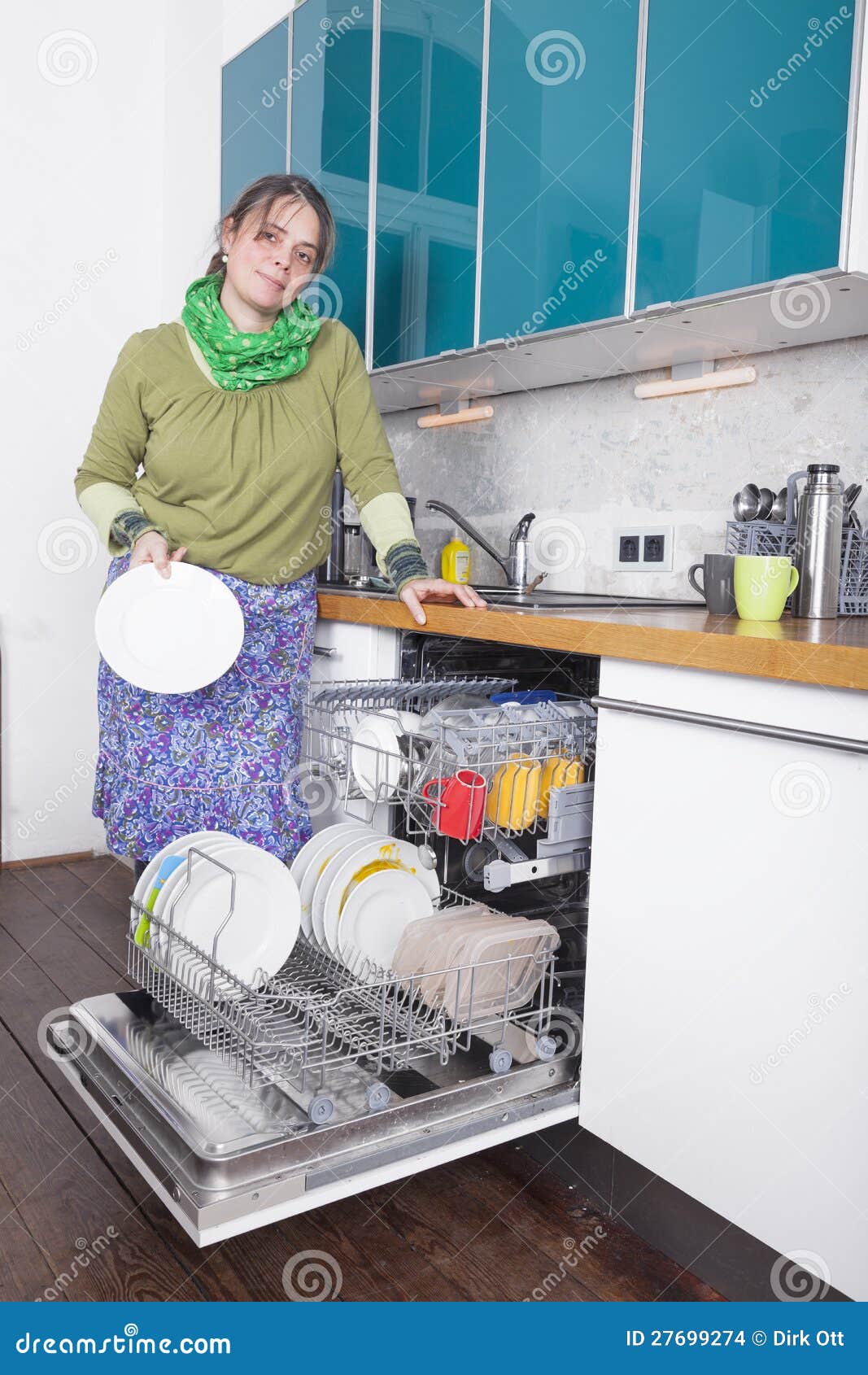 Doing Housework Royalty-Free Stock Photography | CartoonDealer.com #9193301