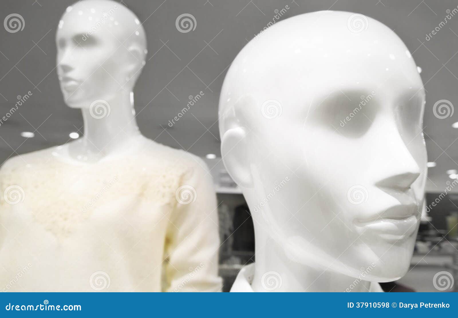 Female Dummy Royalty-Free Stock Photography | CartoonDealer.com #13330463